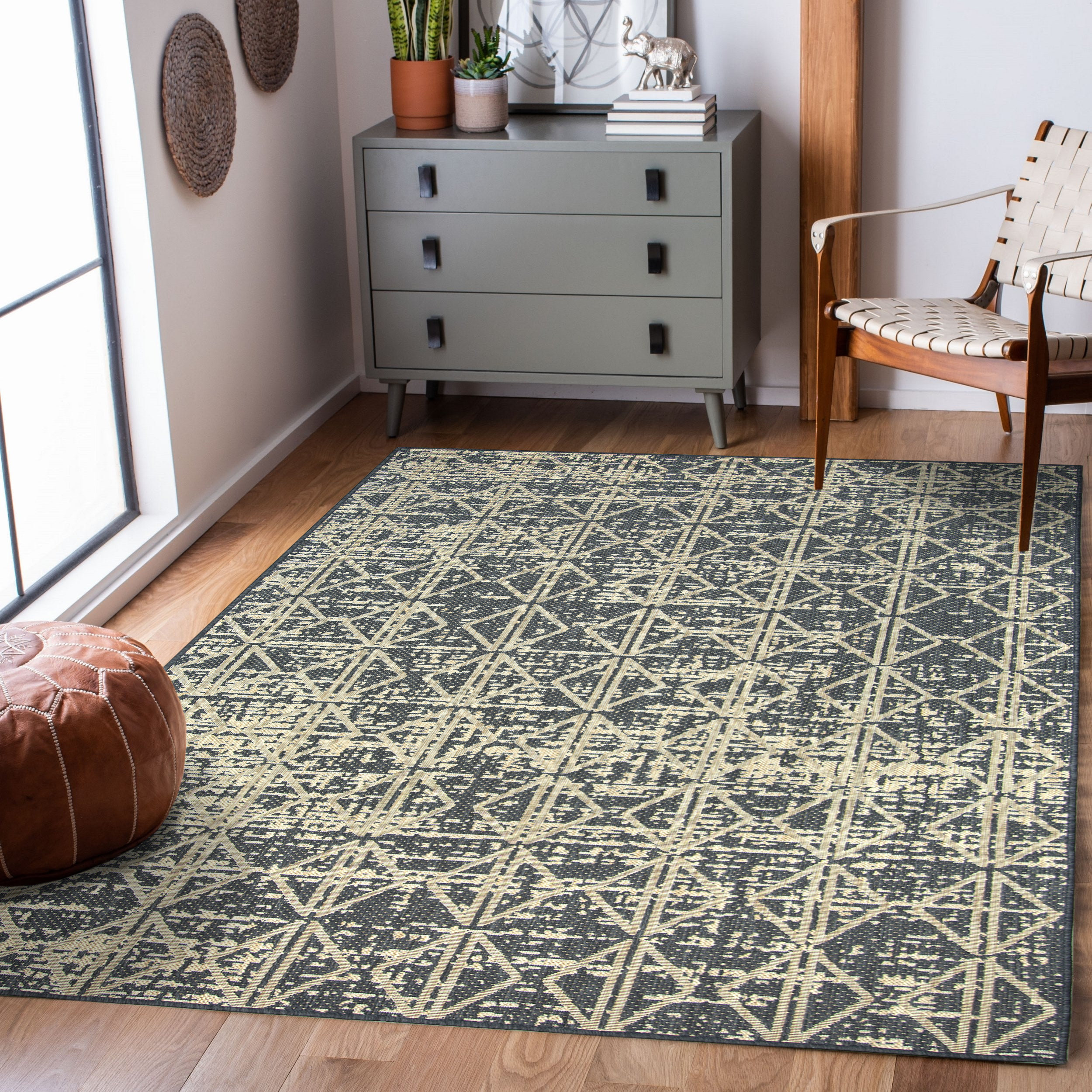 17 Stories Tina Distressed Indoor Outdoor Charcoal Grey Area Rug ...