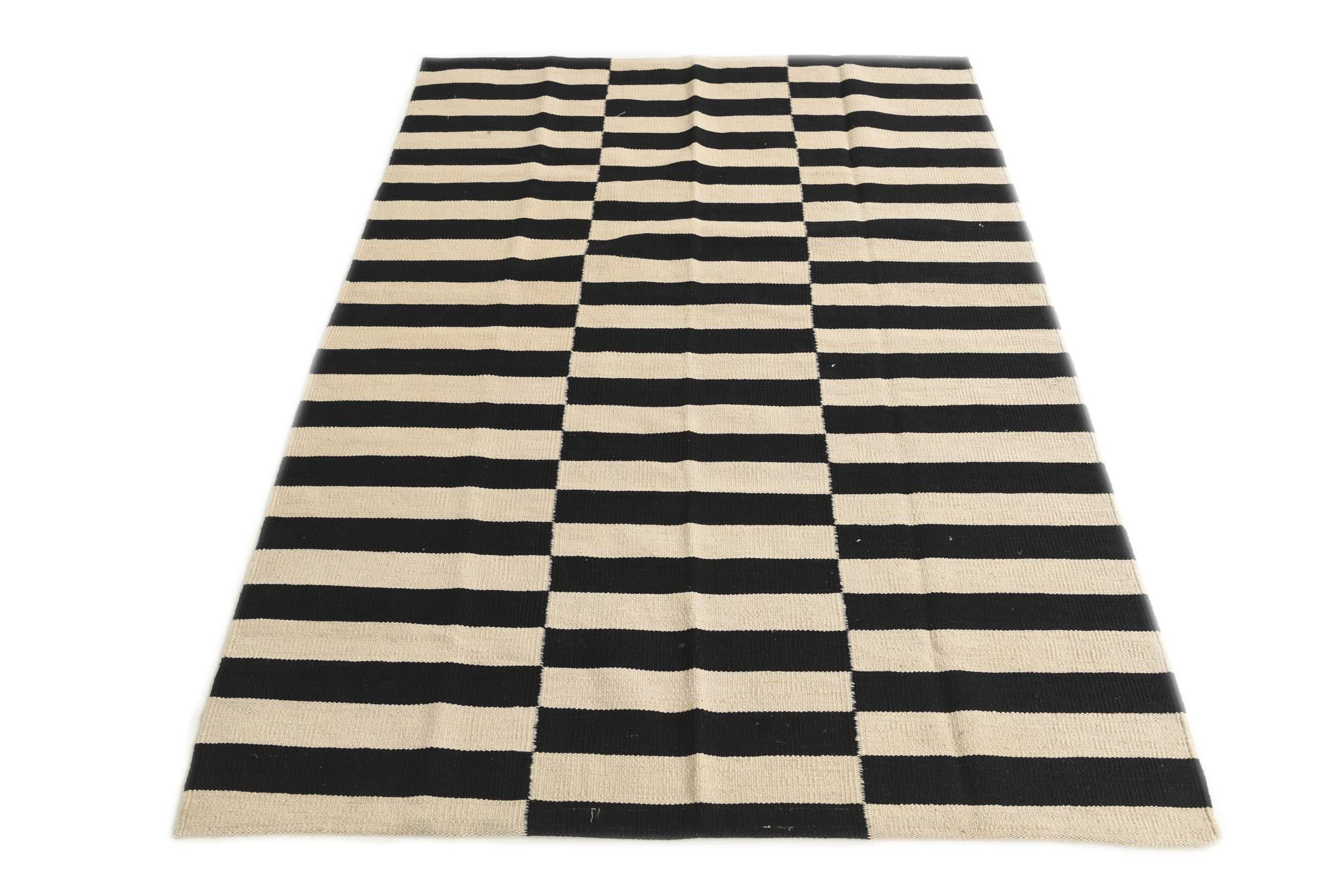Isabelline Newsom Cream Rug | Wayfair