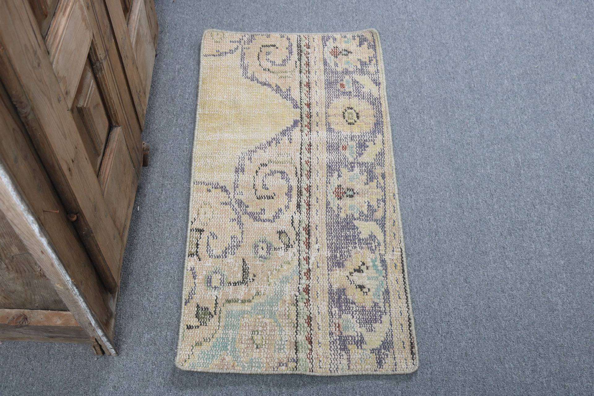 Bungalow Rose Handcrafted Vintage Turkish Mat with Intricate Boho Chic ...