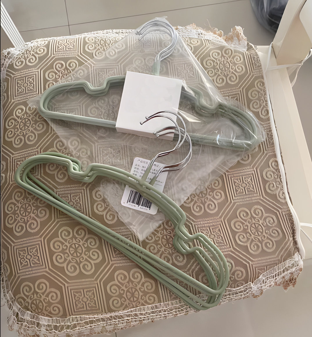 Rebrilliant Eco-Friendly Resin Hanger – Small Cream Aesthetic, Anti ...