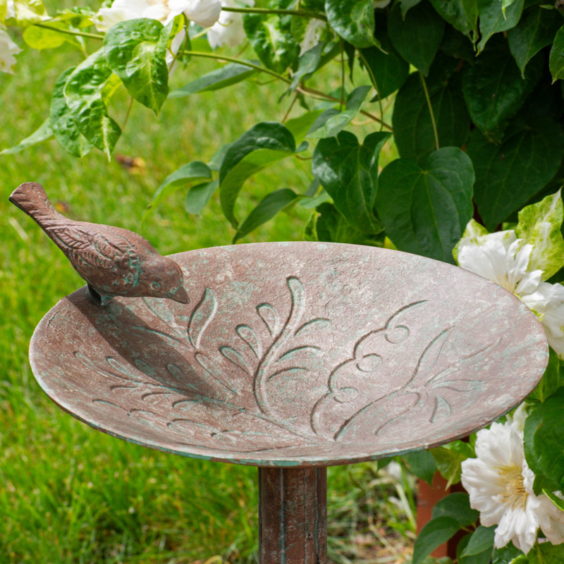 SunnyDaze Decor Ivy and Sage Freestanding Cast Aluminum Outdoor Bird ...