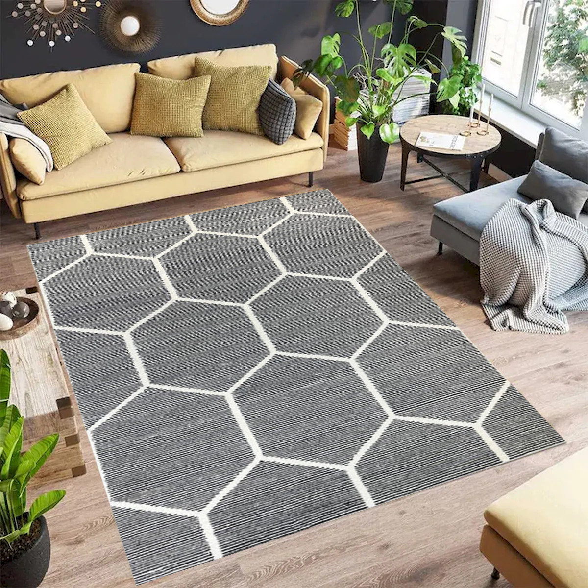 Ebern Designs Joris Black And White Geometric Pattern Handmade Wool ...