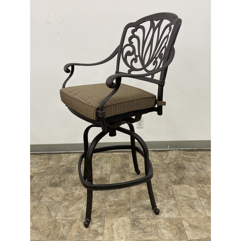 Lark Manor™ Allene Bar Set with Metal Outer Material & Reviews | Wayfair