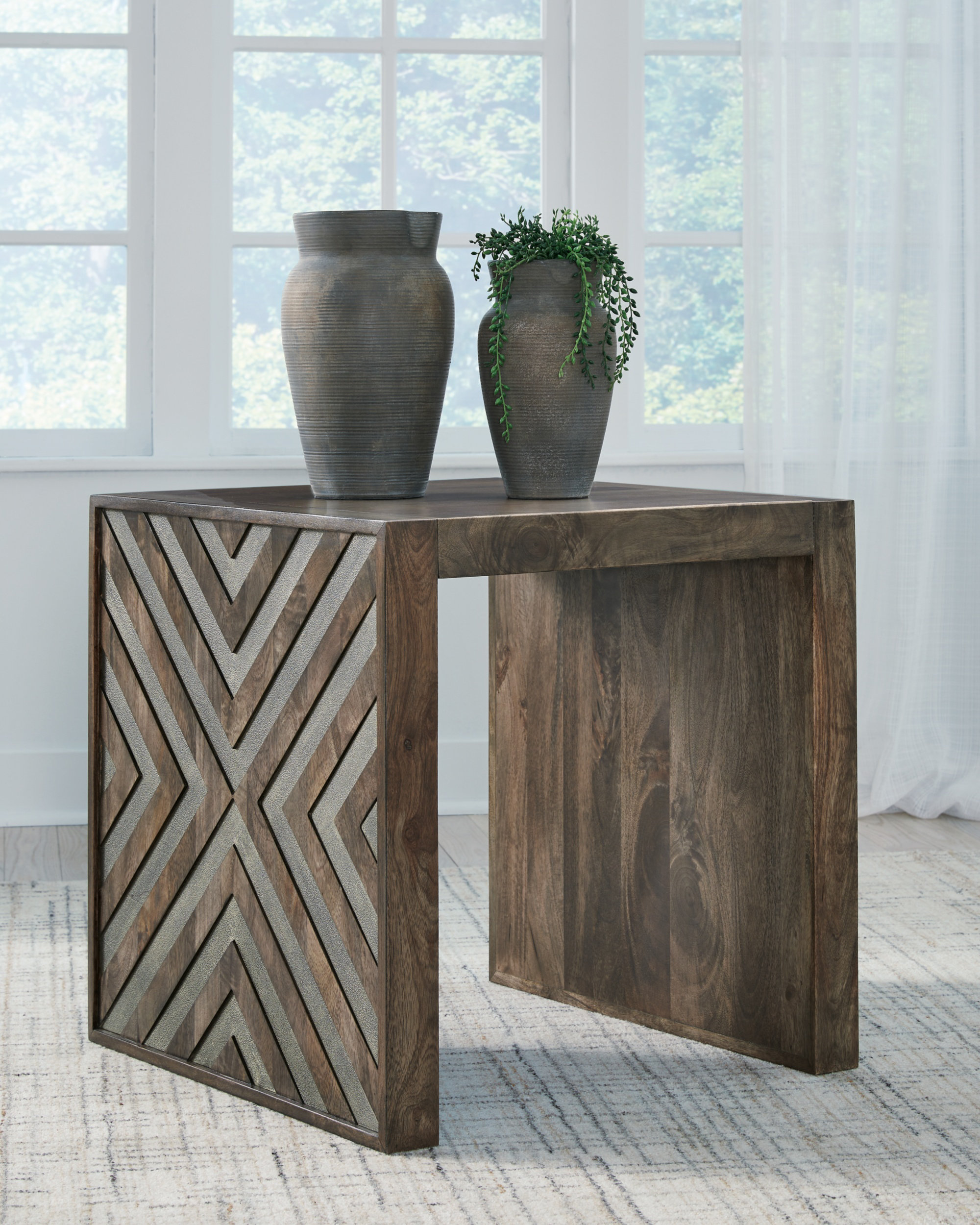 Foundry Select Desmonde End Table - Wayfair Canada