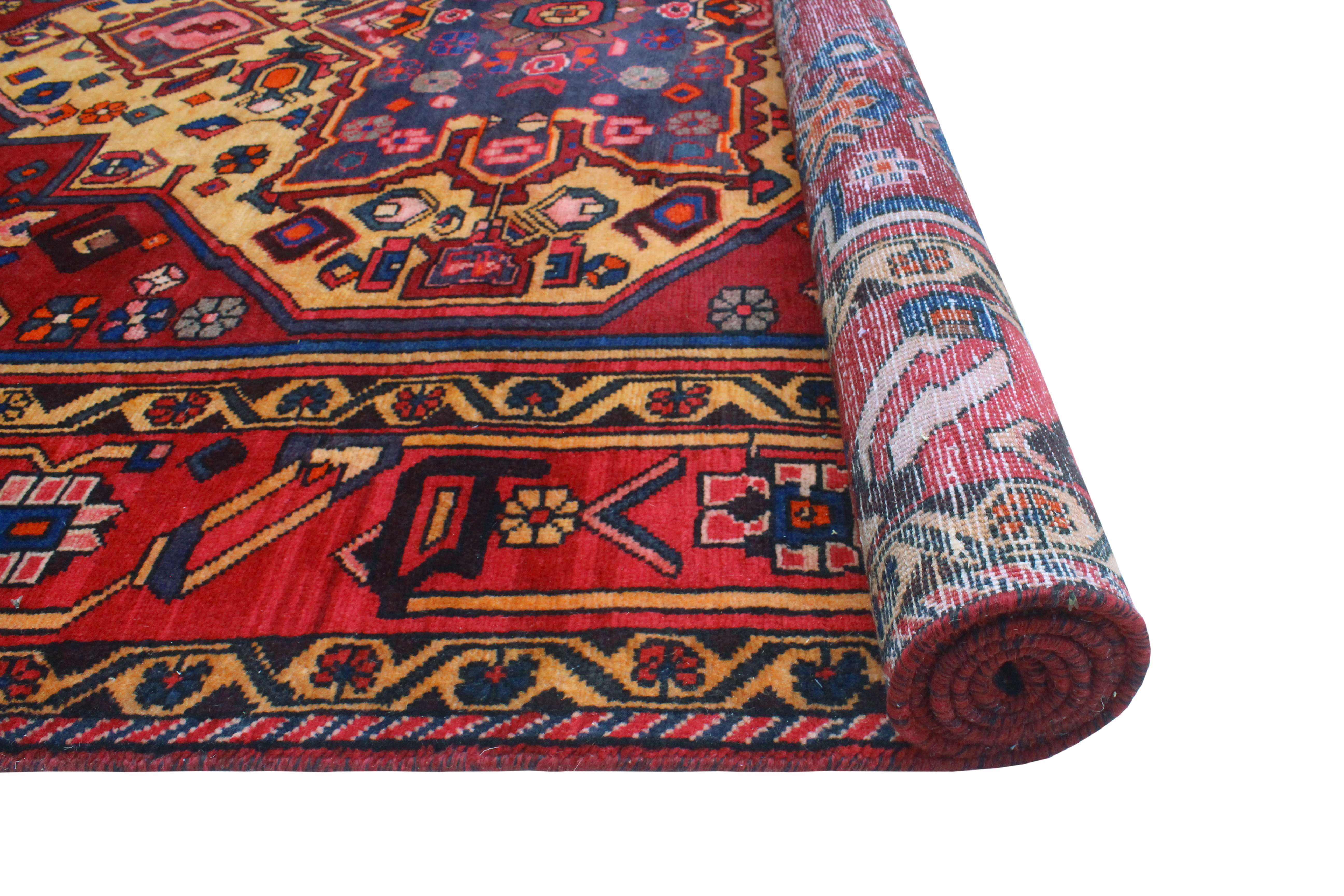 Isabelline Khylar Bakhtiari Guldana Burgundy Rug | Wayfair
