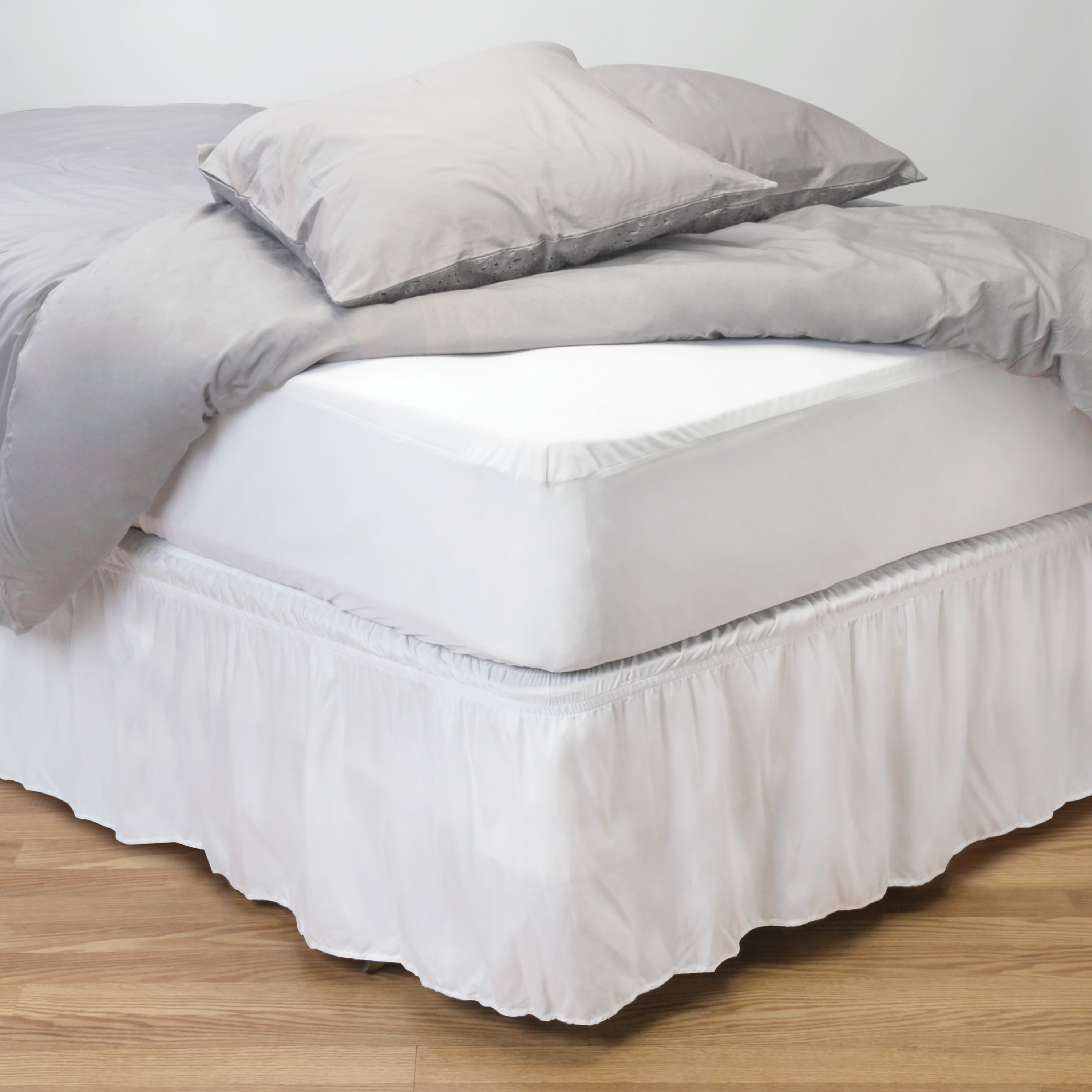 Alwyn Home Abraham Twin XL Deluxe Mattress Protector with Full Zippered ...