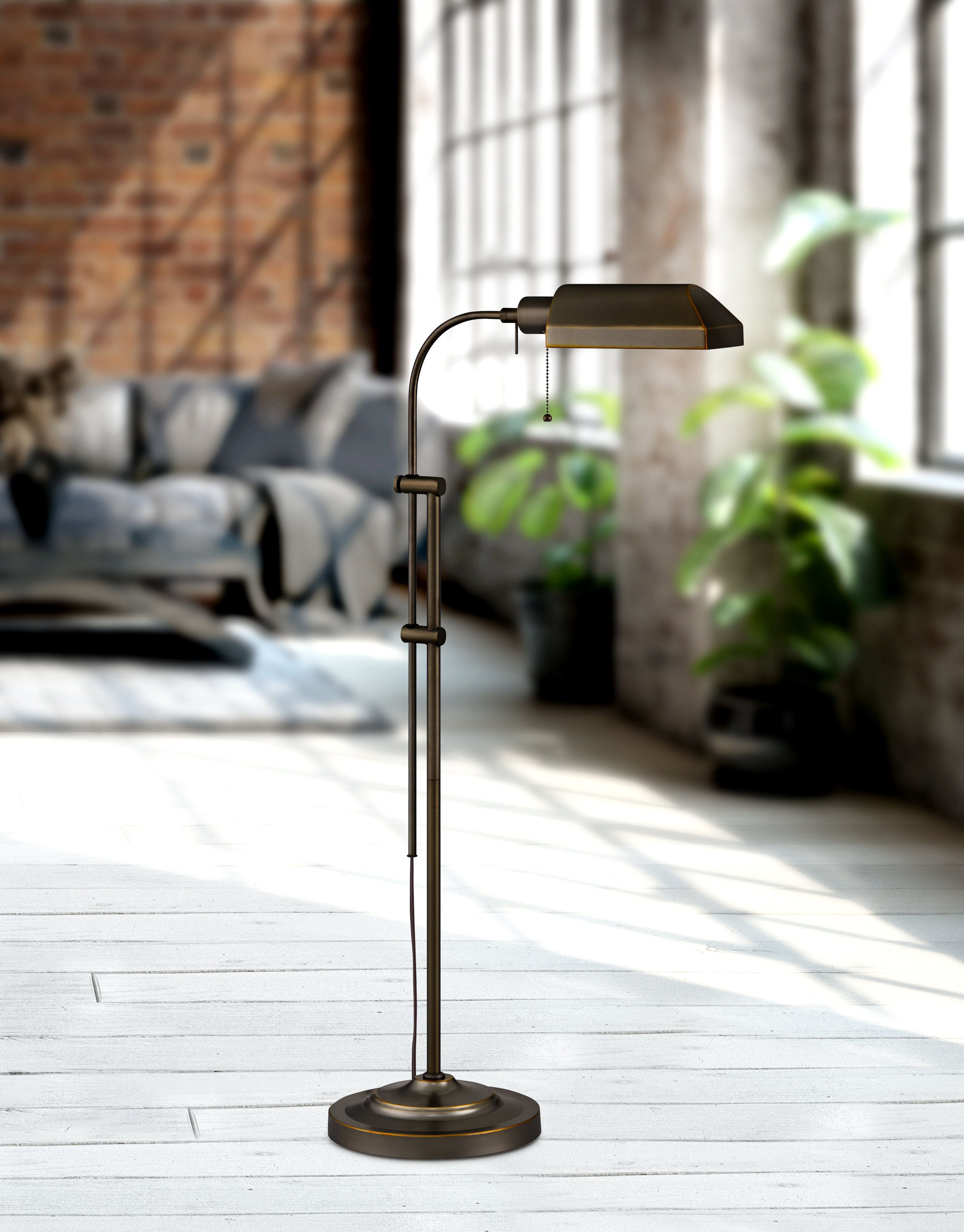 Traditional Floor Lamps