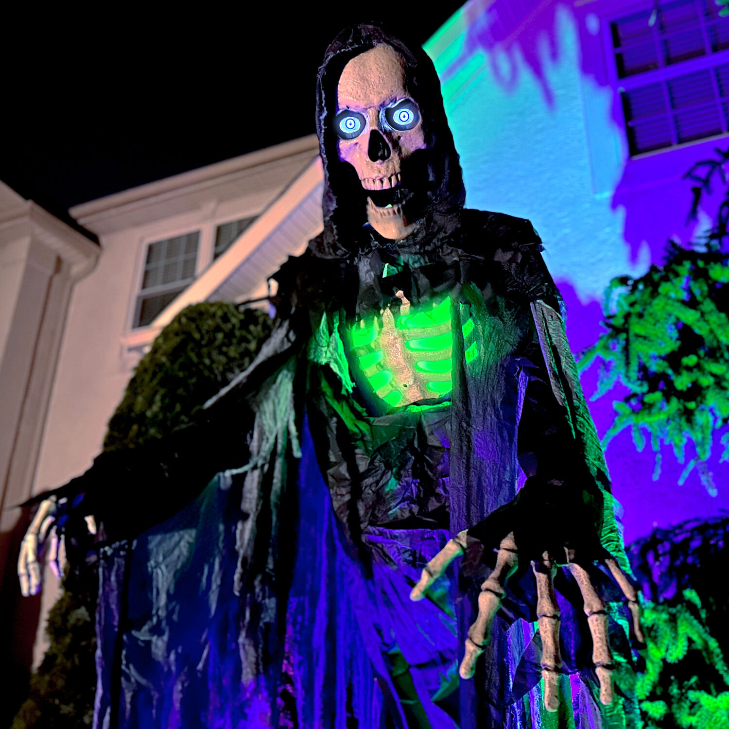 The Holiday Aisle® 10-Ft. Tall Motion-Activated Towering Reaper Premium ...