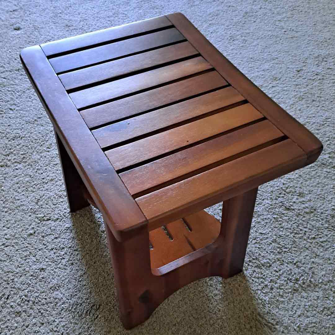 Lark Manor Banc de douche 18 po en acacia pour douche intérieure ...