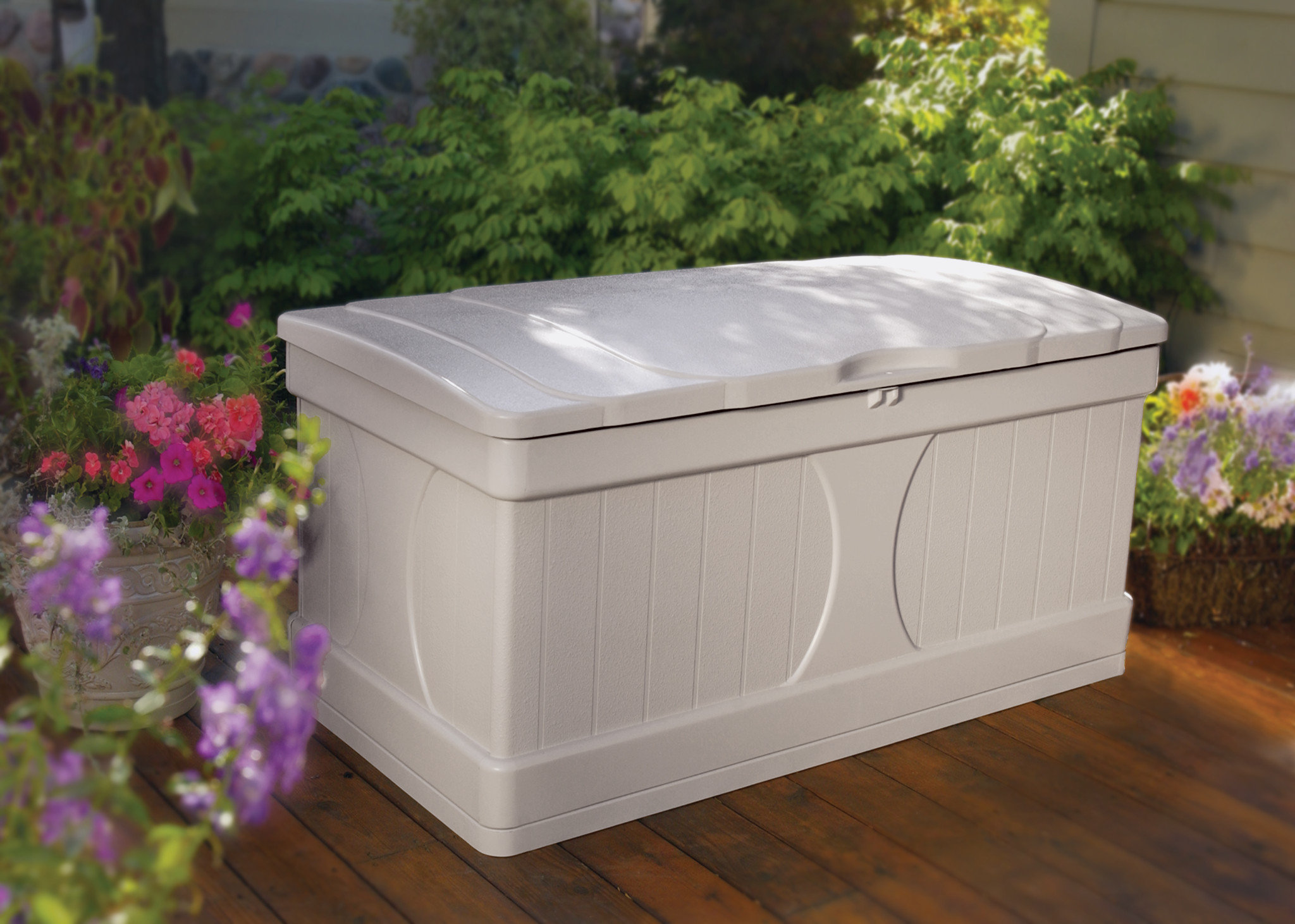Suncast 99 Gallon Water Resistant Resin Lockable Deck Box & Reviews ...