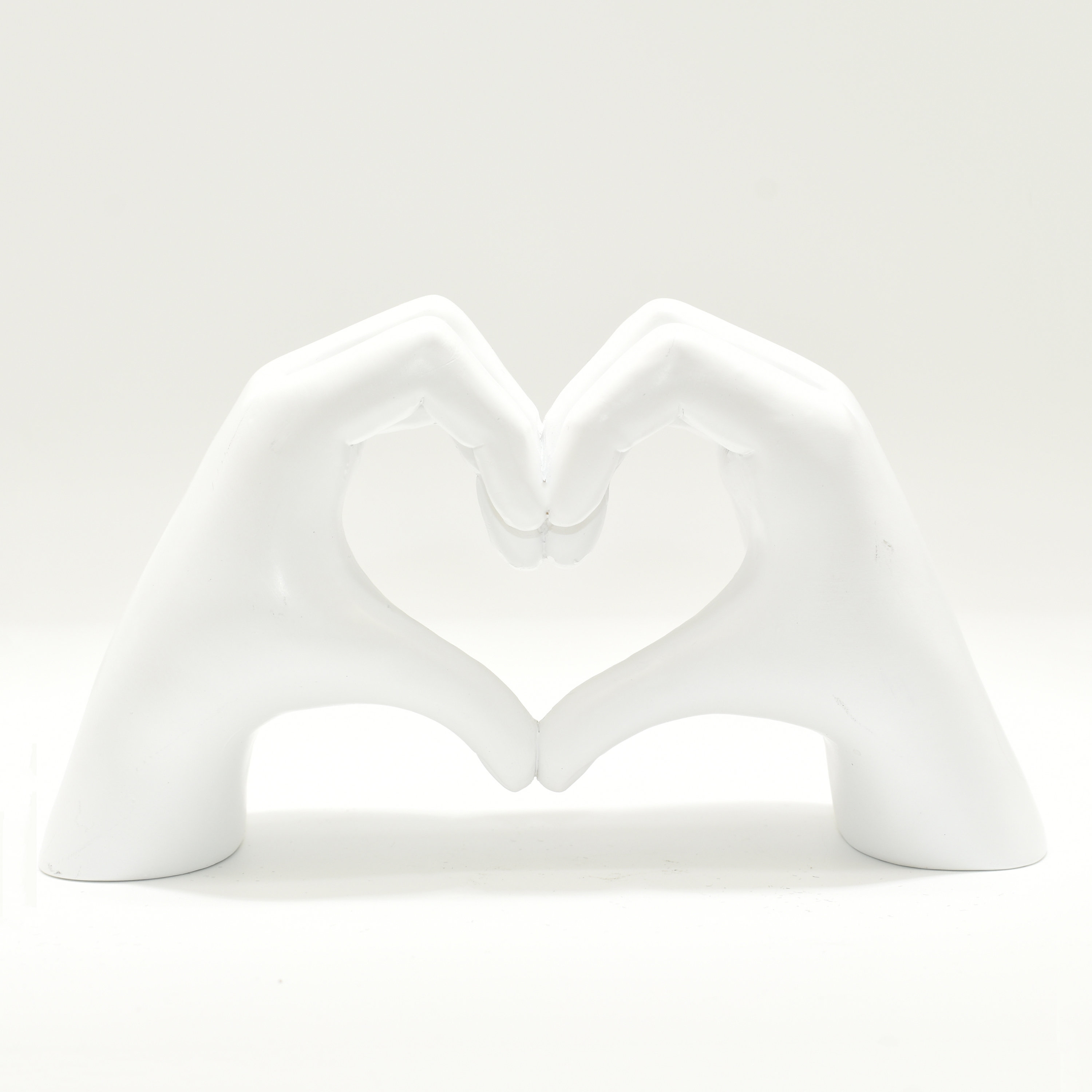 Lifestyle Group Distribution Adam & Friends Home Decor Heart Sign Hands ...