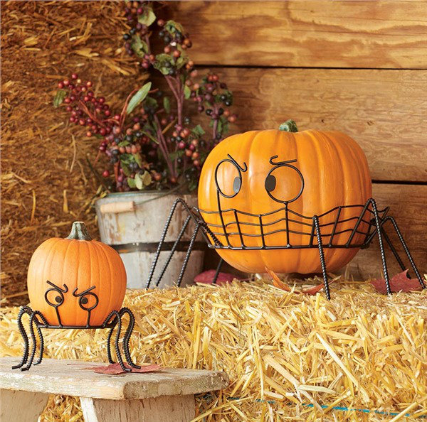 Plow & Hearth 2 Piece Spider Pumpkin Holder Set & Reviews | Wayfair