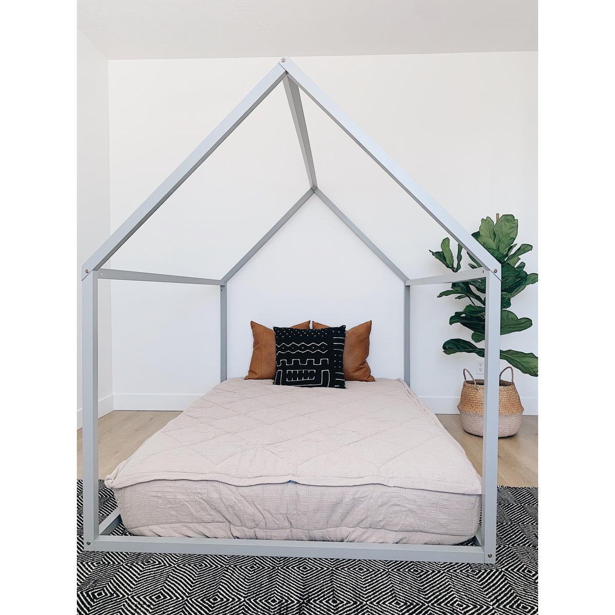 Isabelle & Max™ Ledger Solid Wood Canopy Bed by Isabelle & Max ...