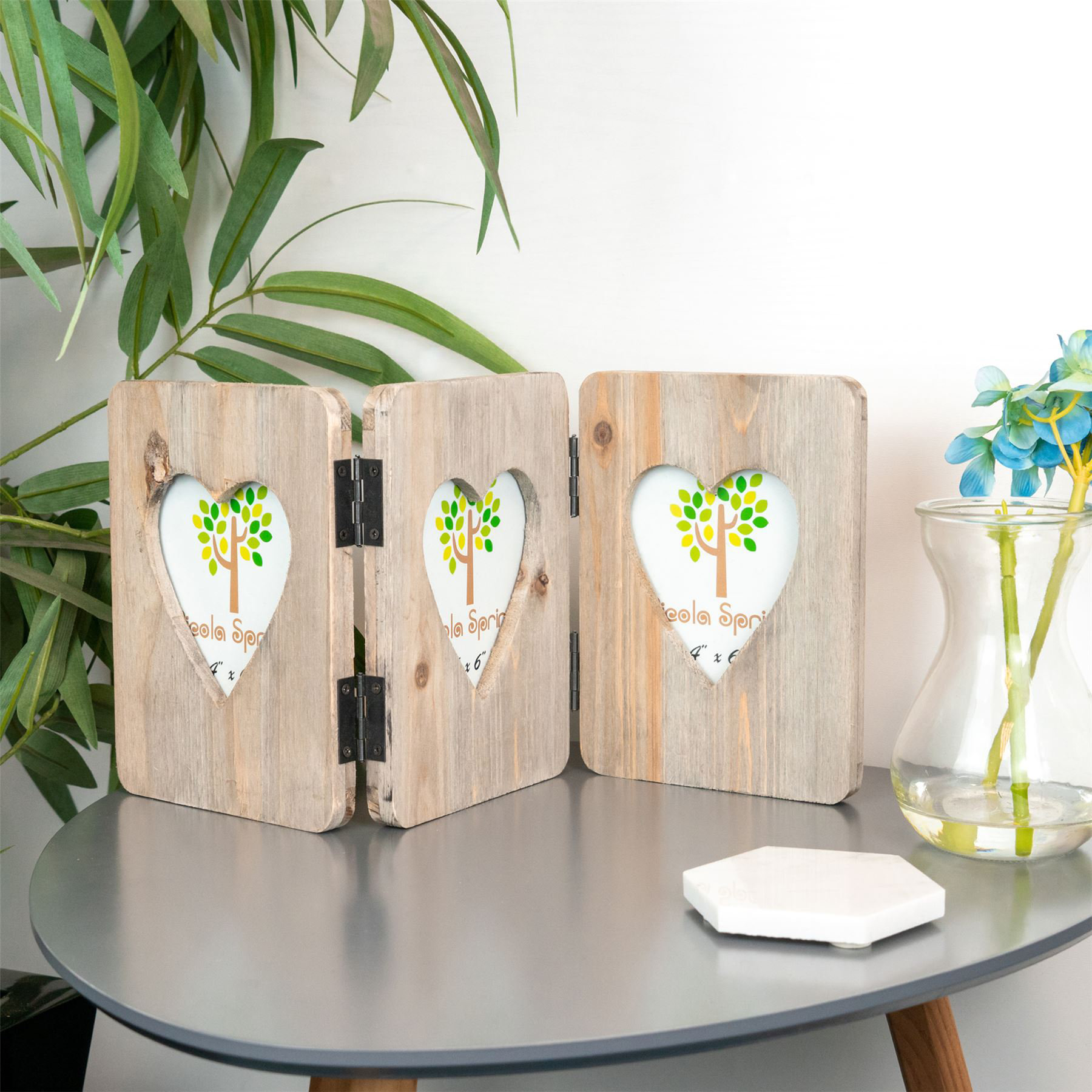 Nicola Spring - Rustic Hearts Folding 3 Photo Frames - 4 x 6" - Natural ...