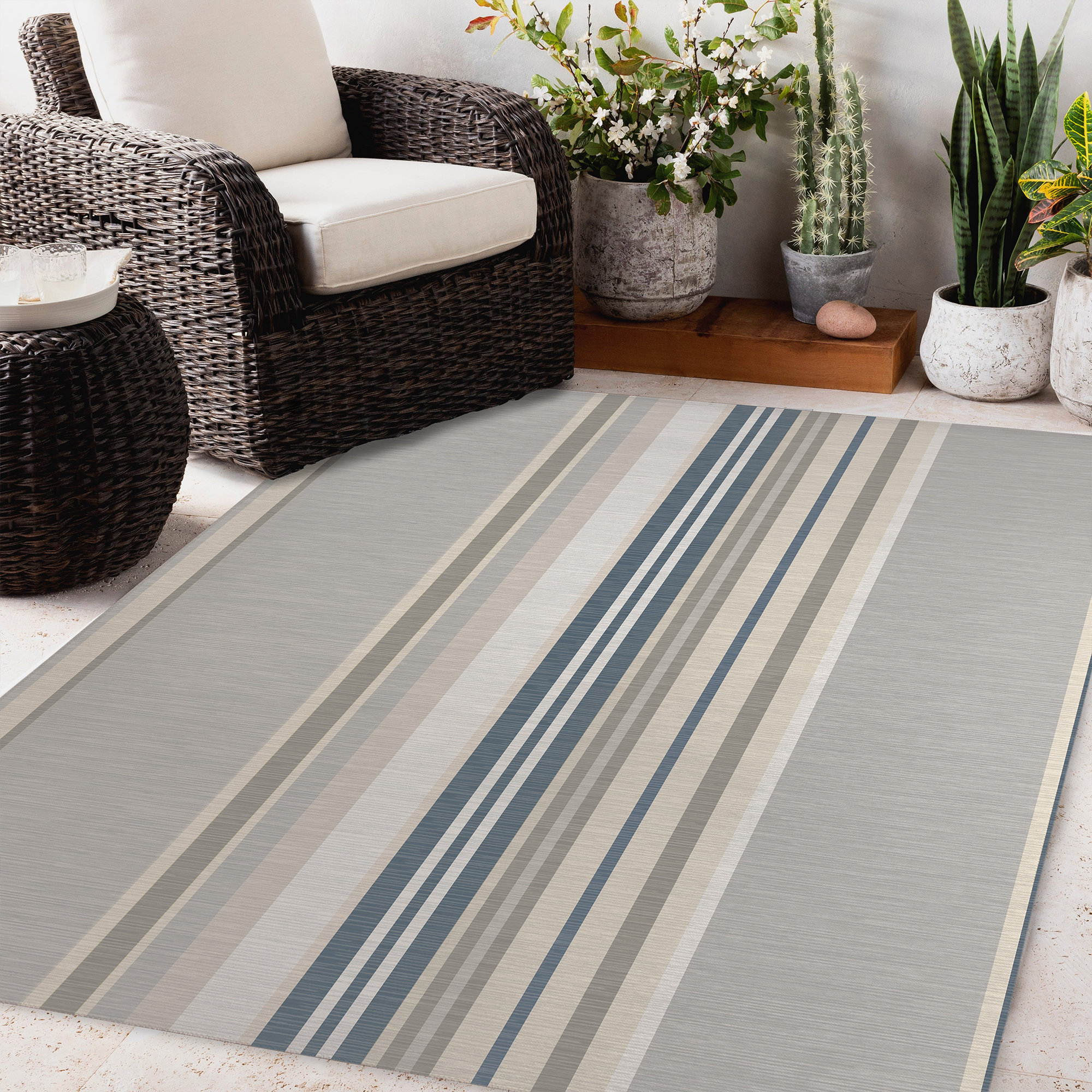 Gracie Oaks Tapis intérieur / extérieur rayé gris / taupe Aubryella - Wayfair Canada