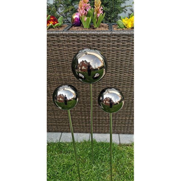 Dakota Fields Anicuta Weather Resistant Metal Abstract Gazing Ball ...