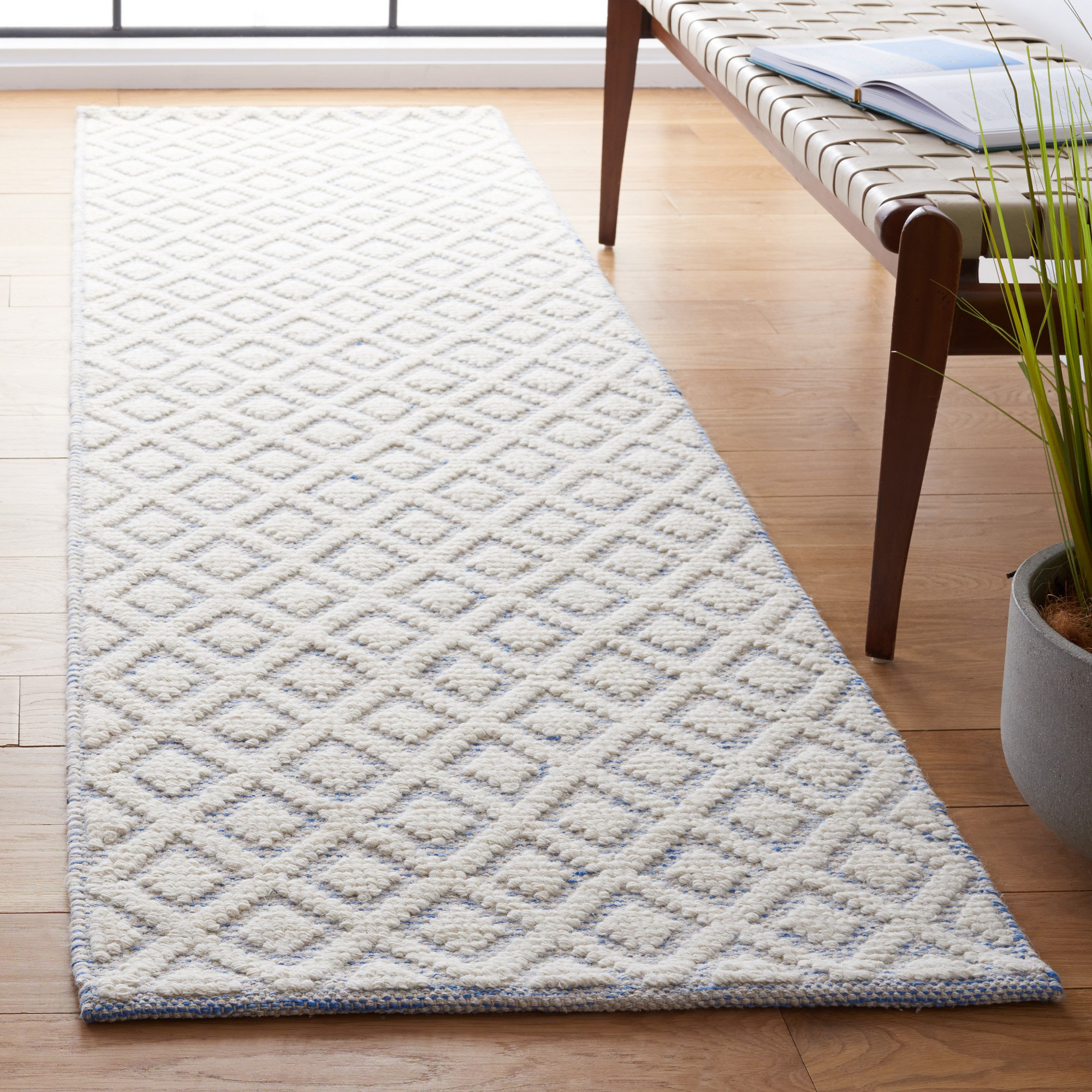 Wade Logan® Agramonte Flatweave Wool Geometric Rug | Wayfair