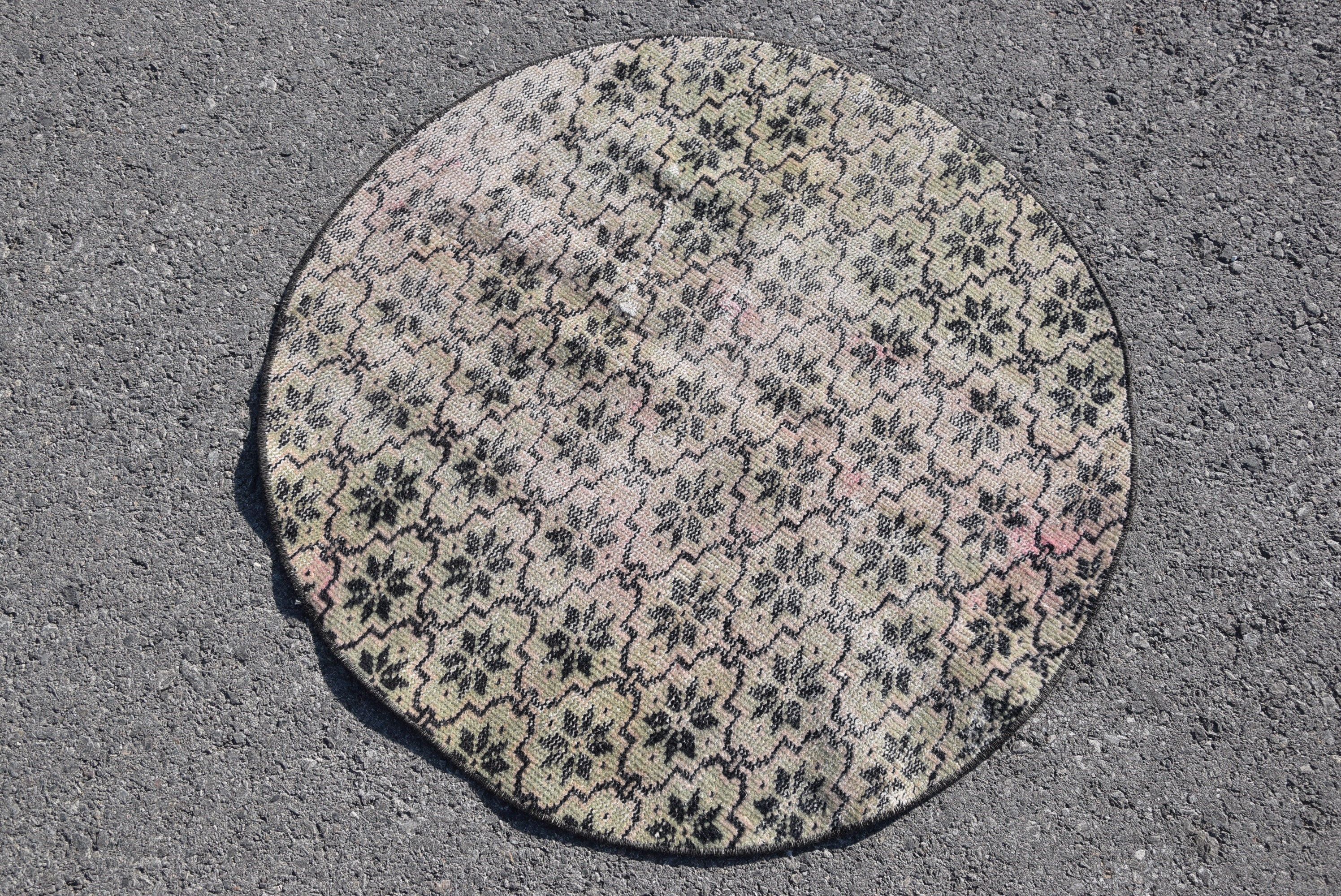 kayra export Vintage Round Turkish Floral Handwoven Rug in Pastel ...