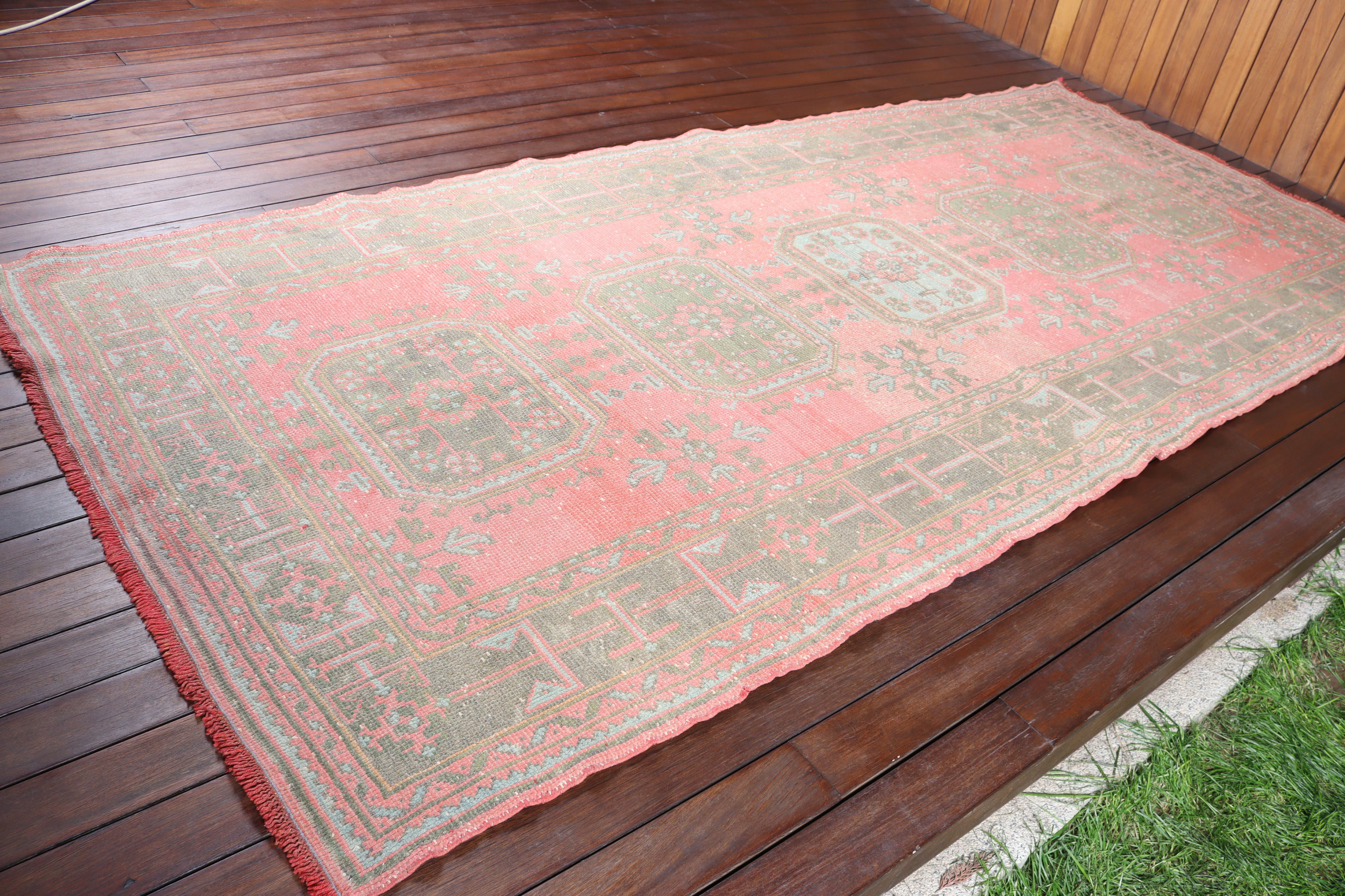 Bloomsbury Market Handwoven Turkish Rug in Vintage Style Ideal for ...