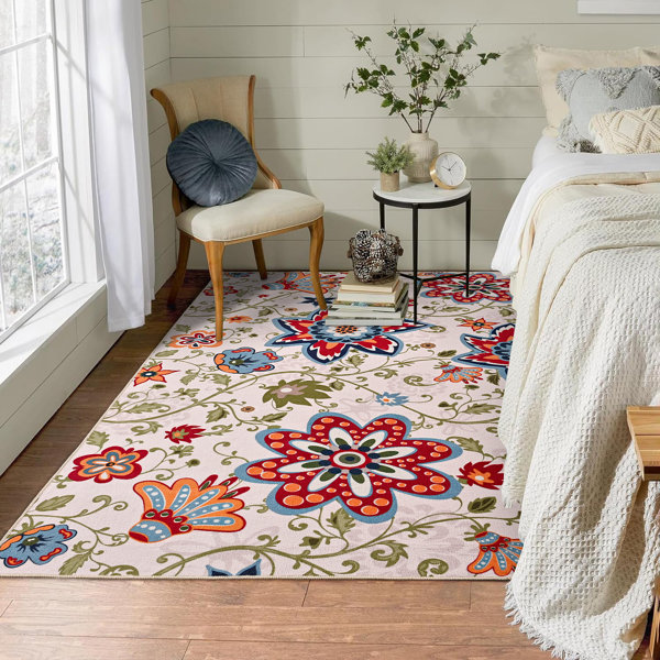 Rosalind Wheeler Allexys Floral Area Rug | Wayfair.co.uk