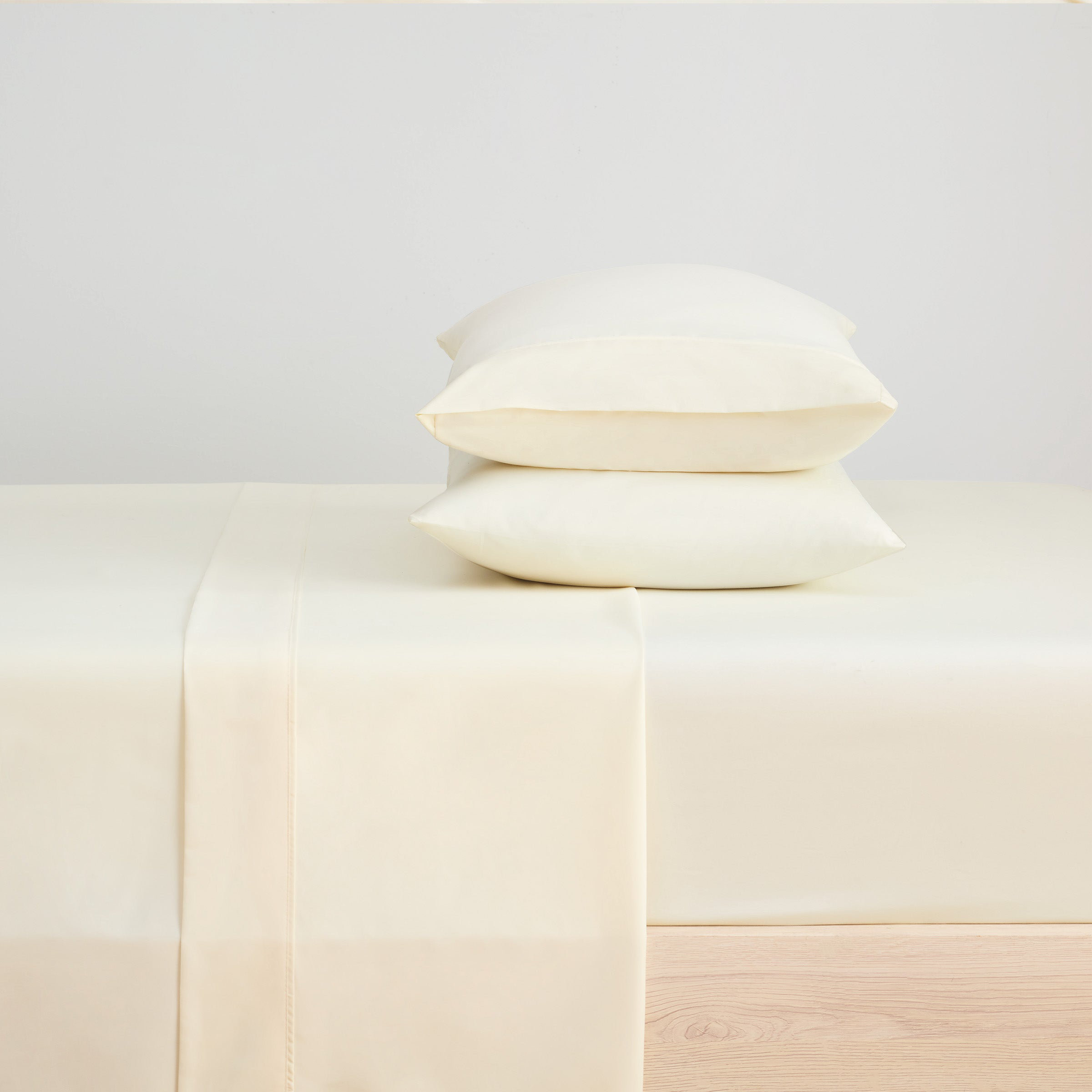 ArkwrightLLC Host & Home Soft Hypoallergenic Microfiber Pillowcases - Pack of 12 | Wayfair