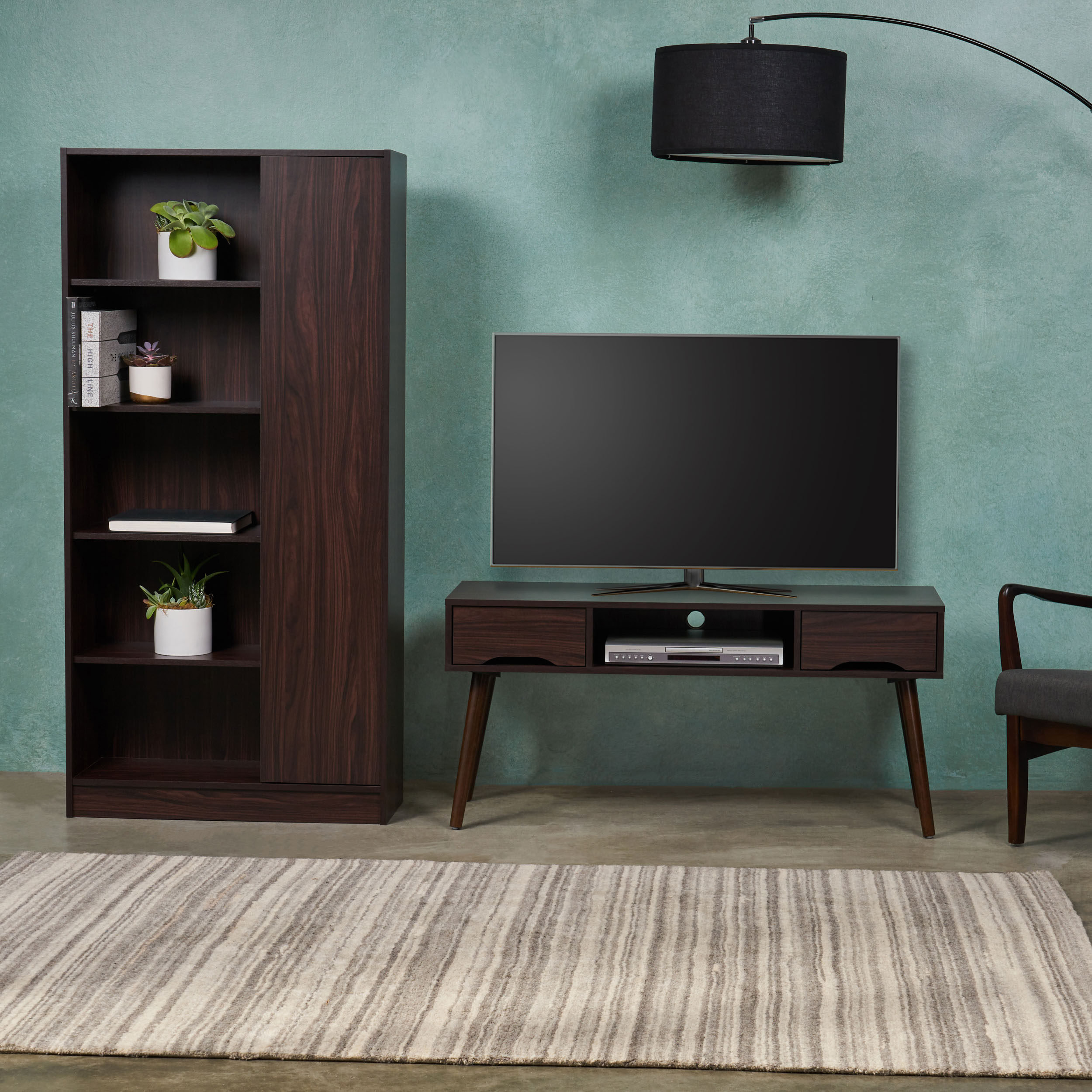George Oliver Hillyard Entertainment Center for TVs up to 55" | Wayfair