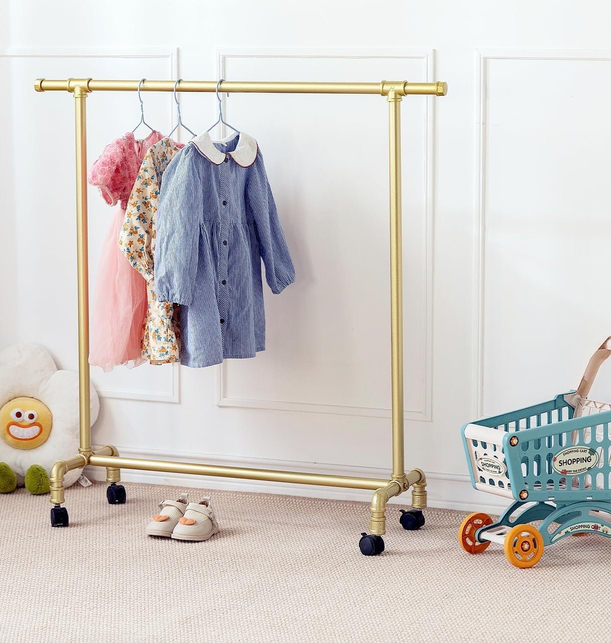 Rebrilliant Kids Clothing Racks,Child Dress up Racks with Hooks, Metal ...