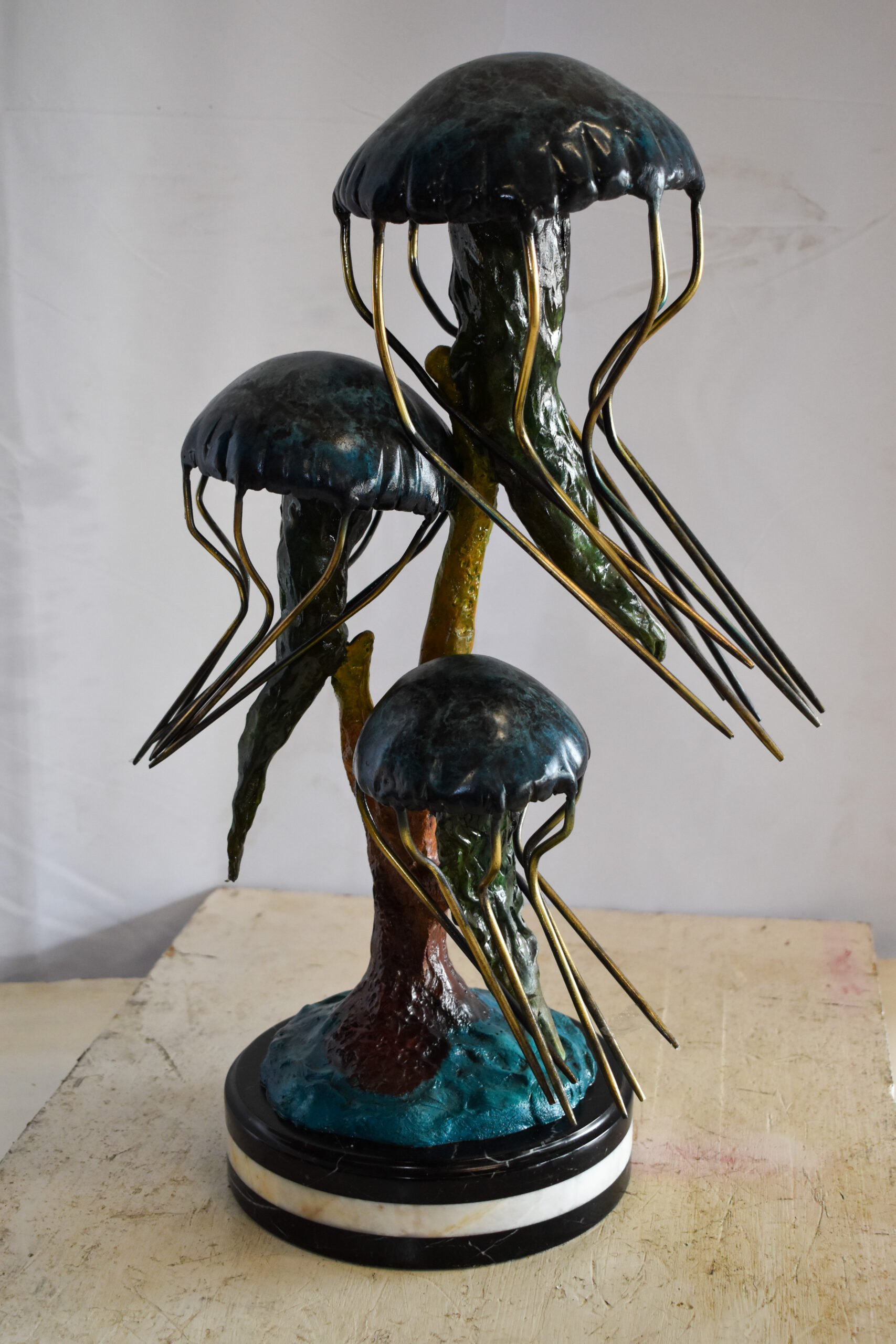 Rosecliff Heights Suanne Jellyfish Garden Statue | Wayfair