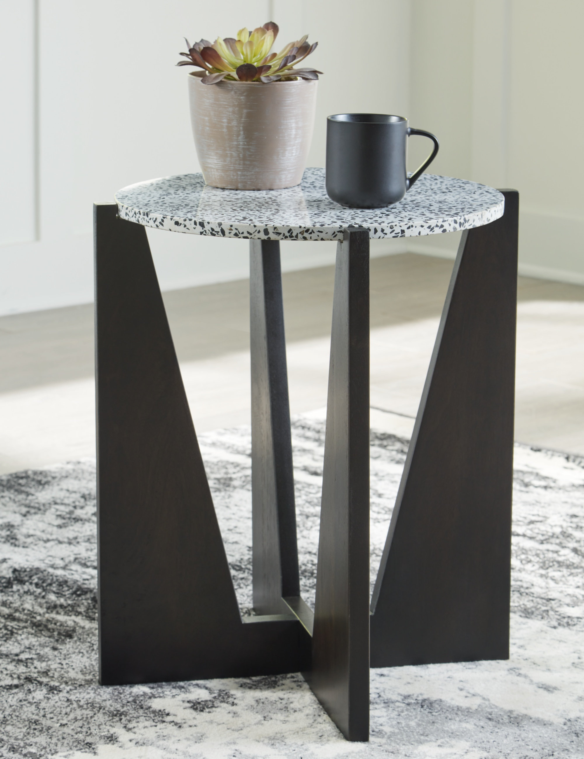 Orren Ellis Sumiteru Accent Table - Wayfair Canada