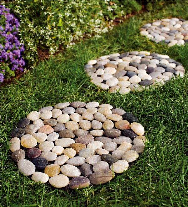 Union Rustic Delaplaine Weather Resistant Stone Abstract Garden Stone ...