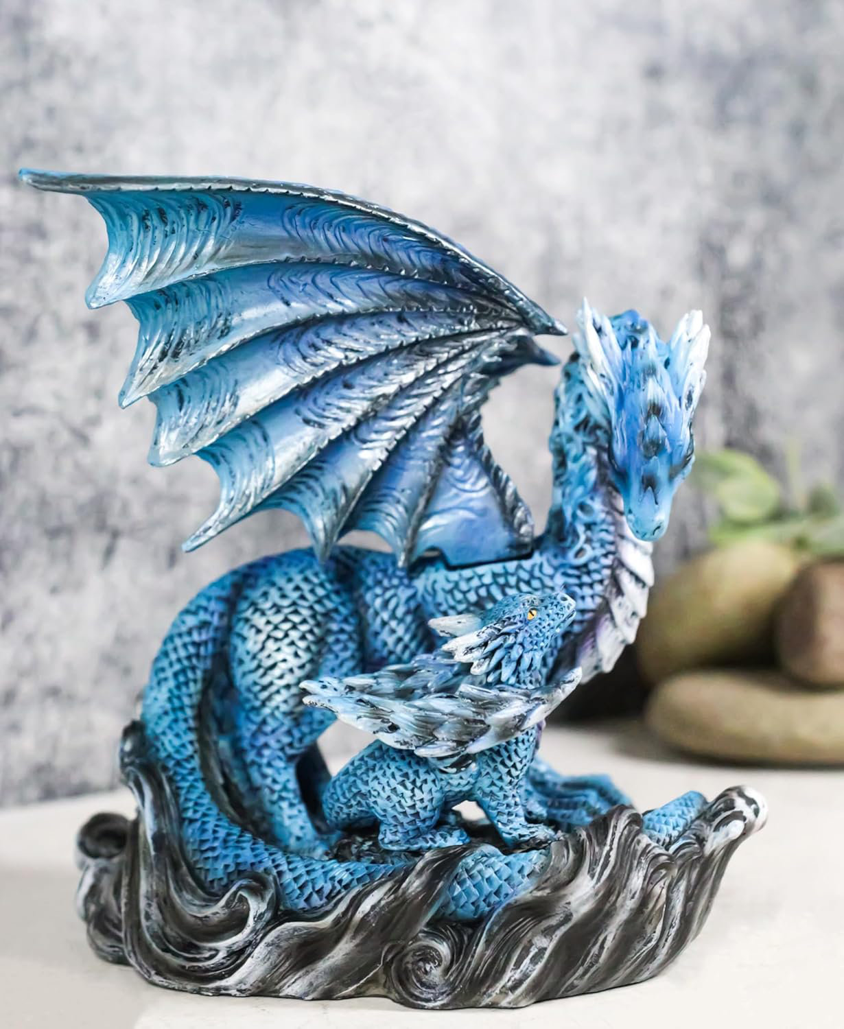 Dakota Fields Figurine Dragon - Wayfair Canada