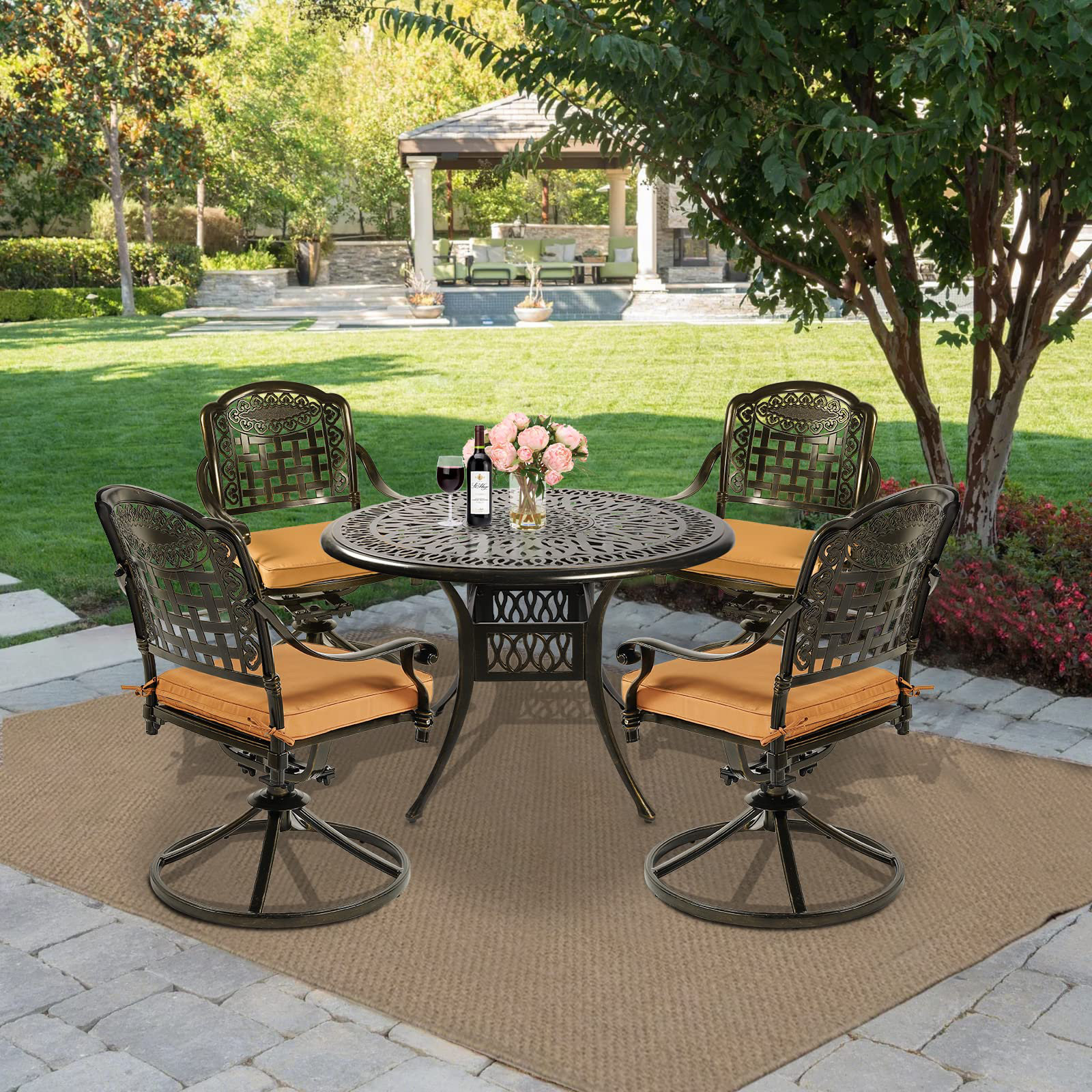 Charlton Home Concettina Round 4 - Person 35.4" Long Dining Set with ...