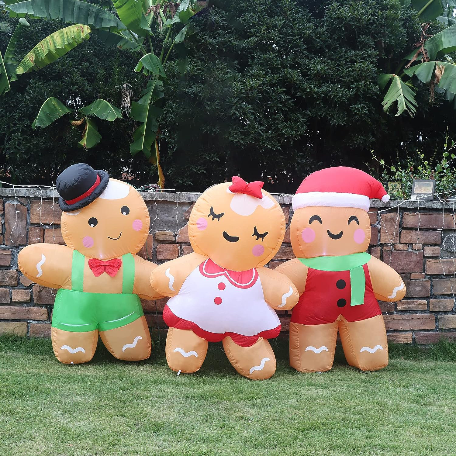 The Holiday Aisle® 3 Piece Gingerbread Man Hand in Hand Inflatable Set ...