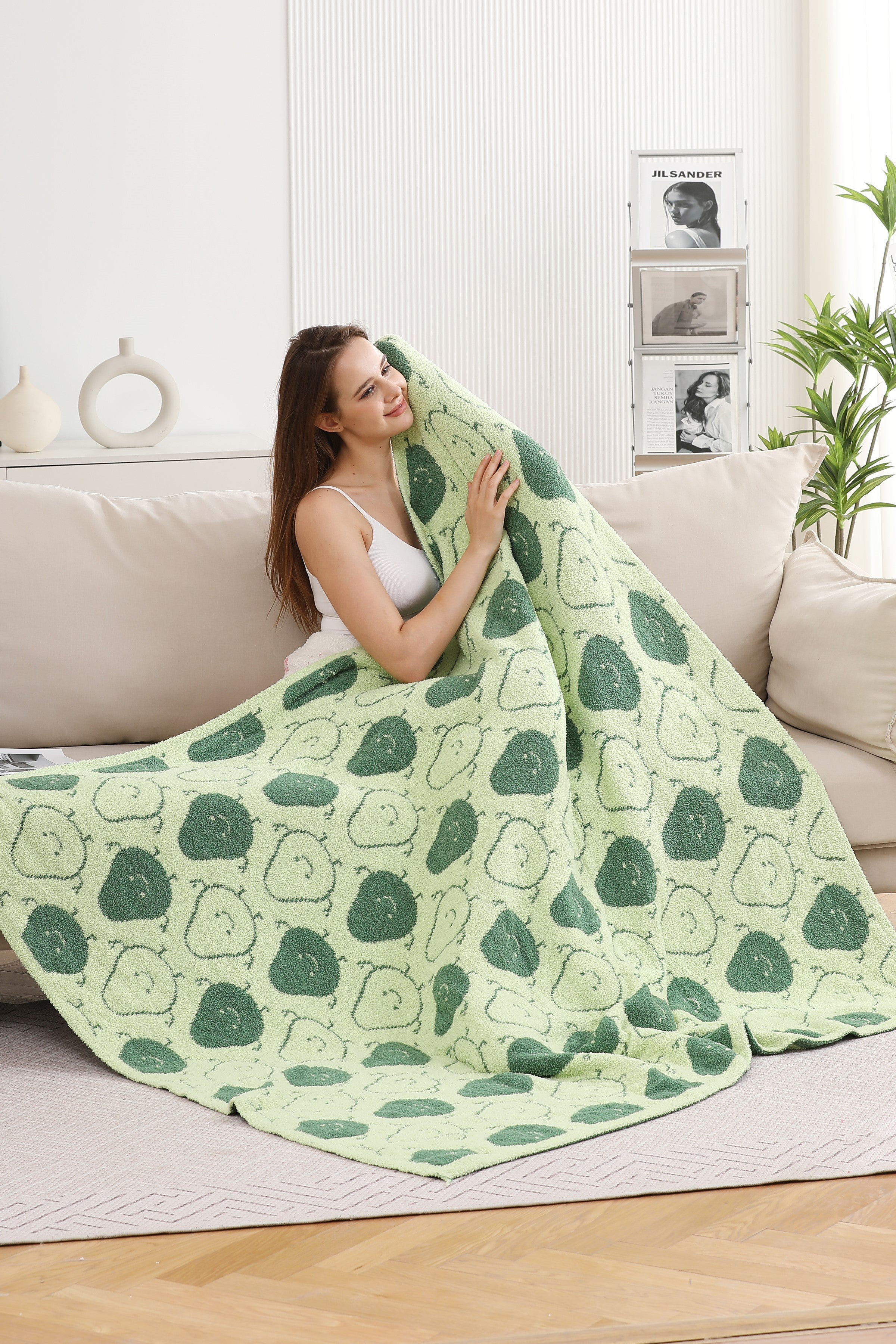 COMFYLUXE Avocado Luxury Soft Throw Blanket - GREEN | Wayfair