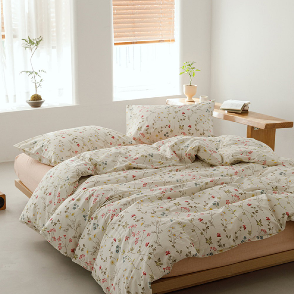 Nayoroom 3 Pieces Botanical Floral Beige Pink Flower Floral Comforter ...