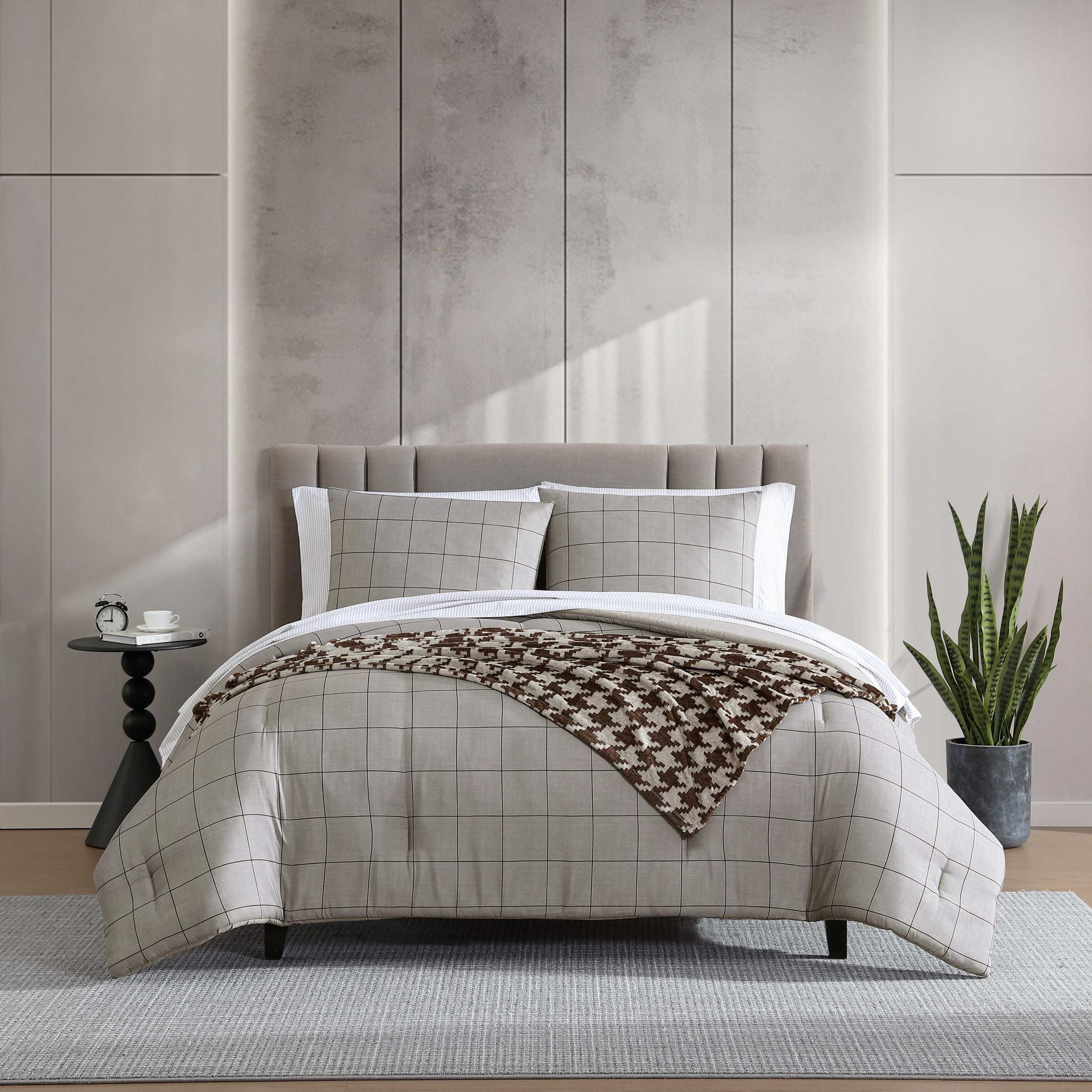 Kenneth Cole Holden Grid Reversible Comforter Bonus Set - Wayfair Canada