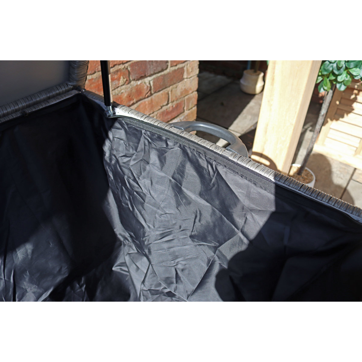 Royalcraft PARIS Storage Box KD including Gas Lift Top & Inner Cover ...