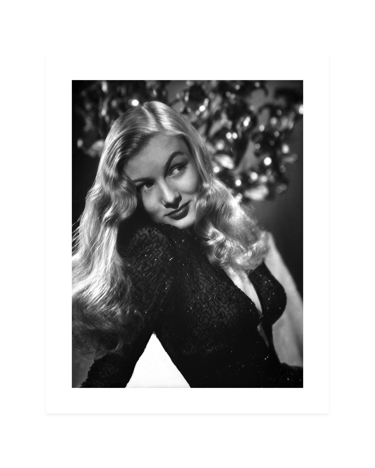 Globe Photos Entertainment & Media Smiling Veronica Lake Looking Away ...
