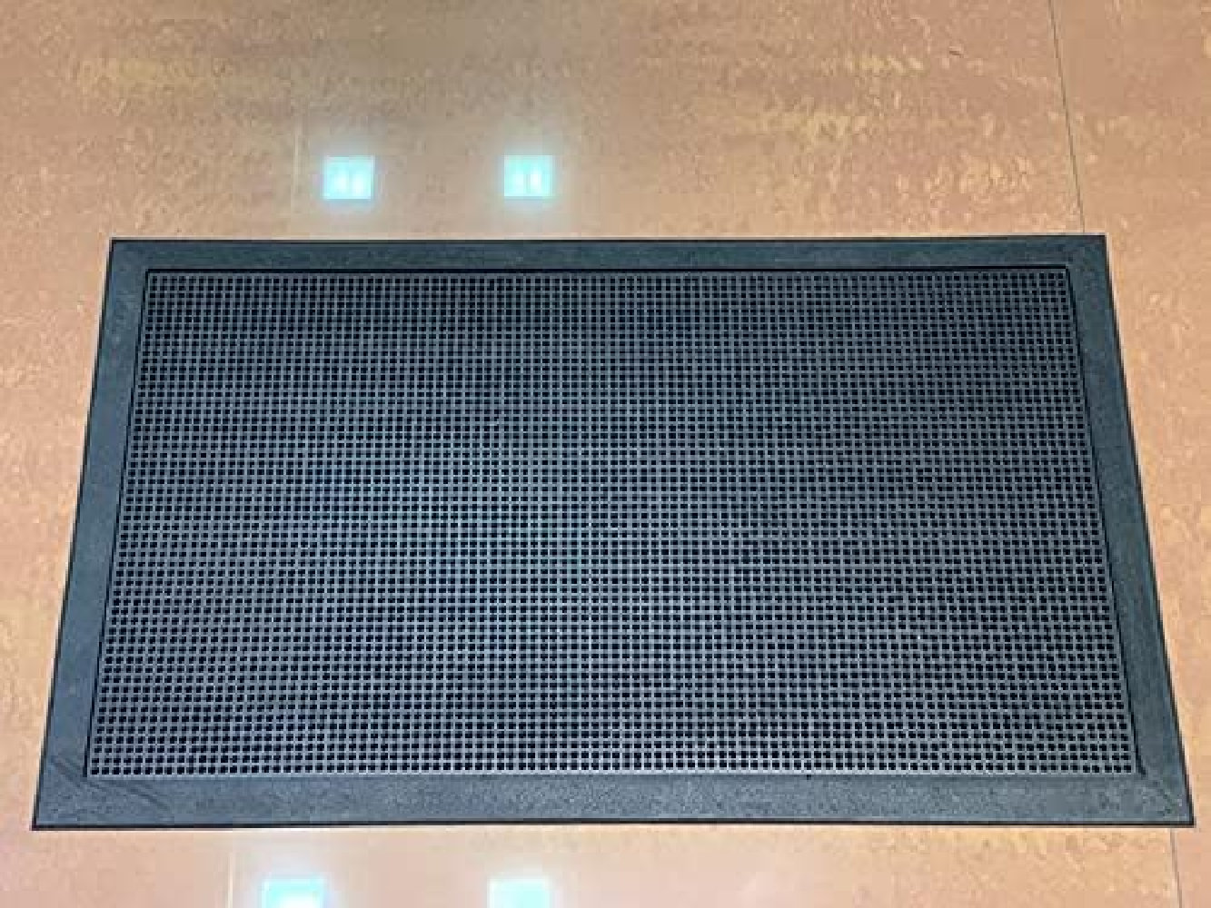 Arlmont & Co. Heavy Duty Rubber Fingertip Mat Scraper Mat - 59" X 36 ...