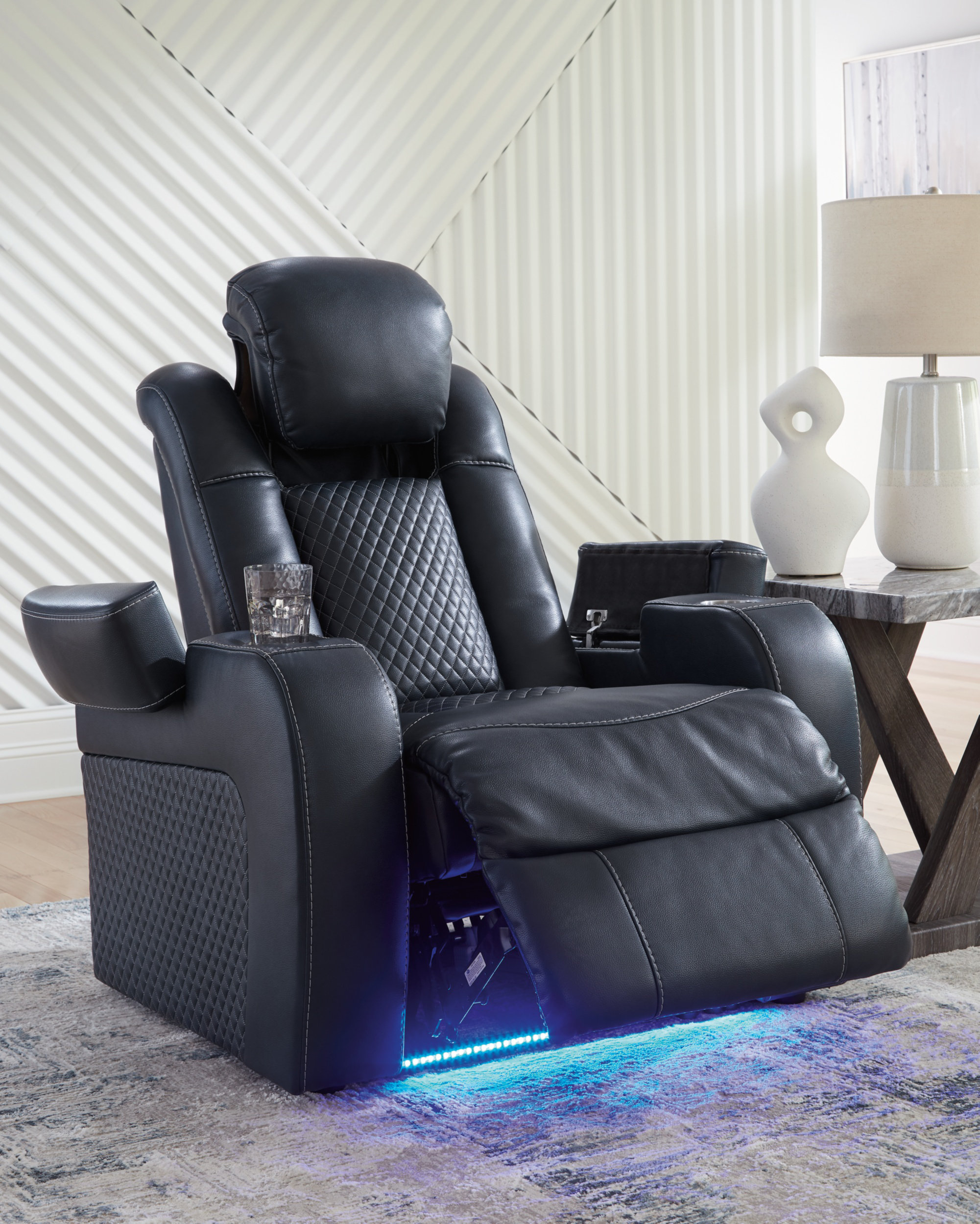 Wrought Studio Bemnet Power Recliner - Wayfair Canada