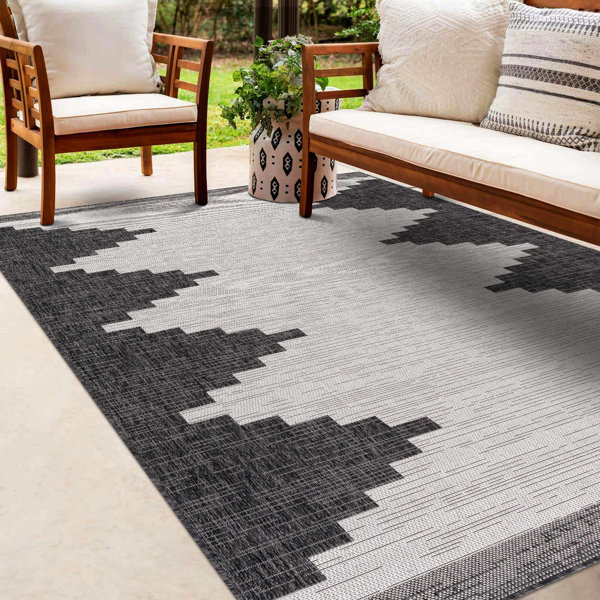 AllModern Mortimer Machine Woven Indoor/Outdoor Rug & Reviews | Wayfair