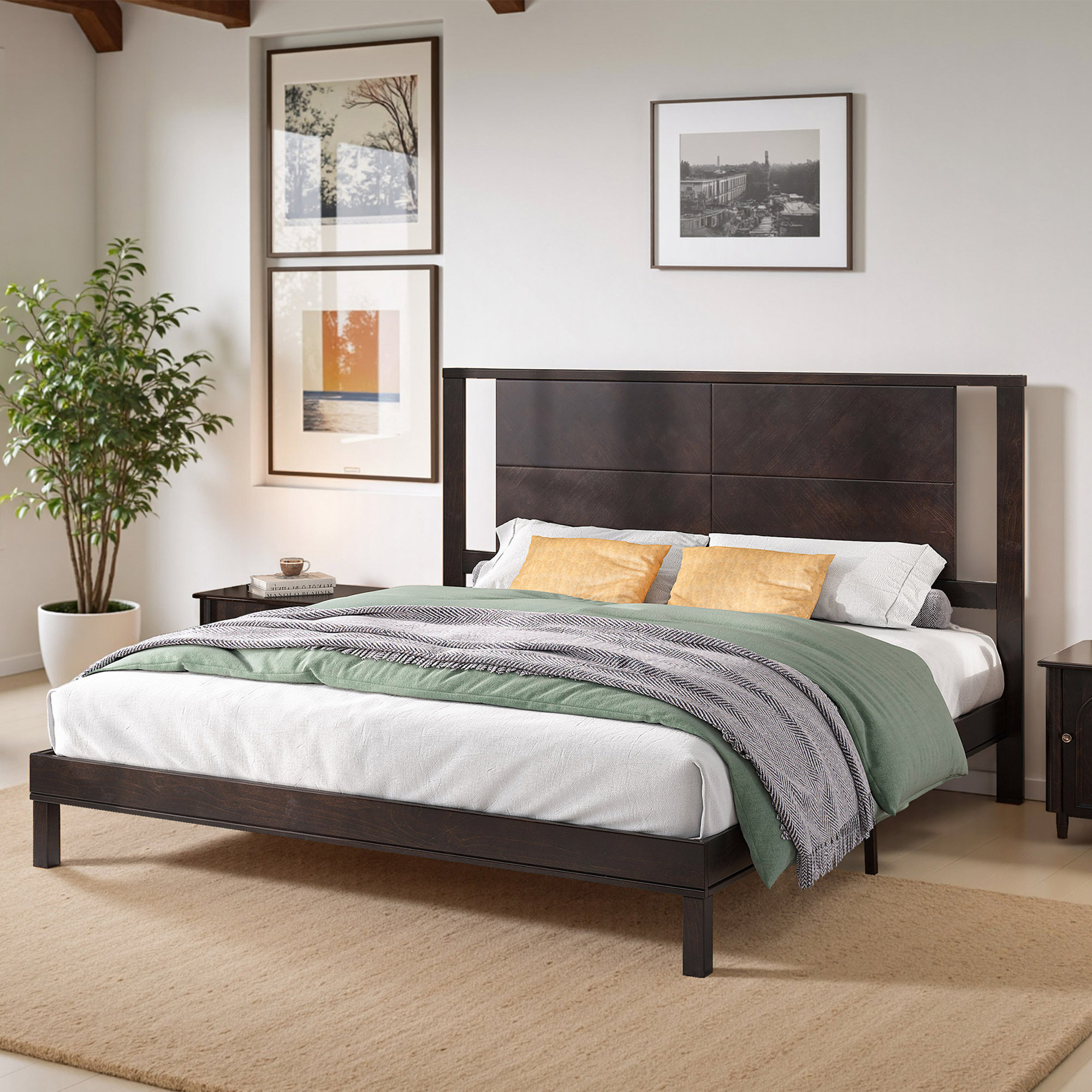 Latitude Run® Base de lit en bois massif avec tête de lit Mid-Century - Wayfair Canada