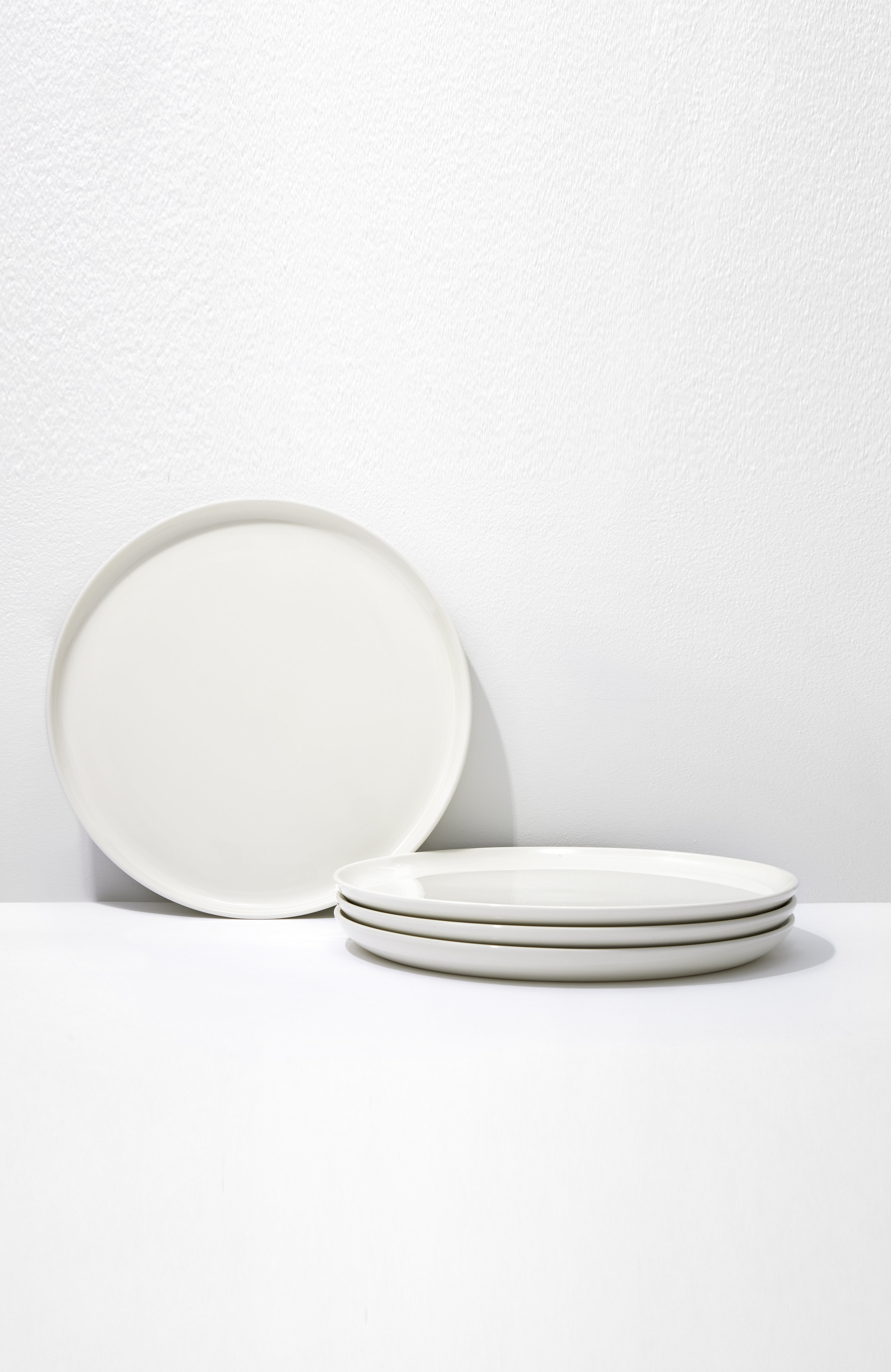 Fors Studio S/4 Large Slim Plate - white | Wayfair