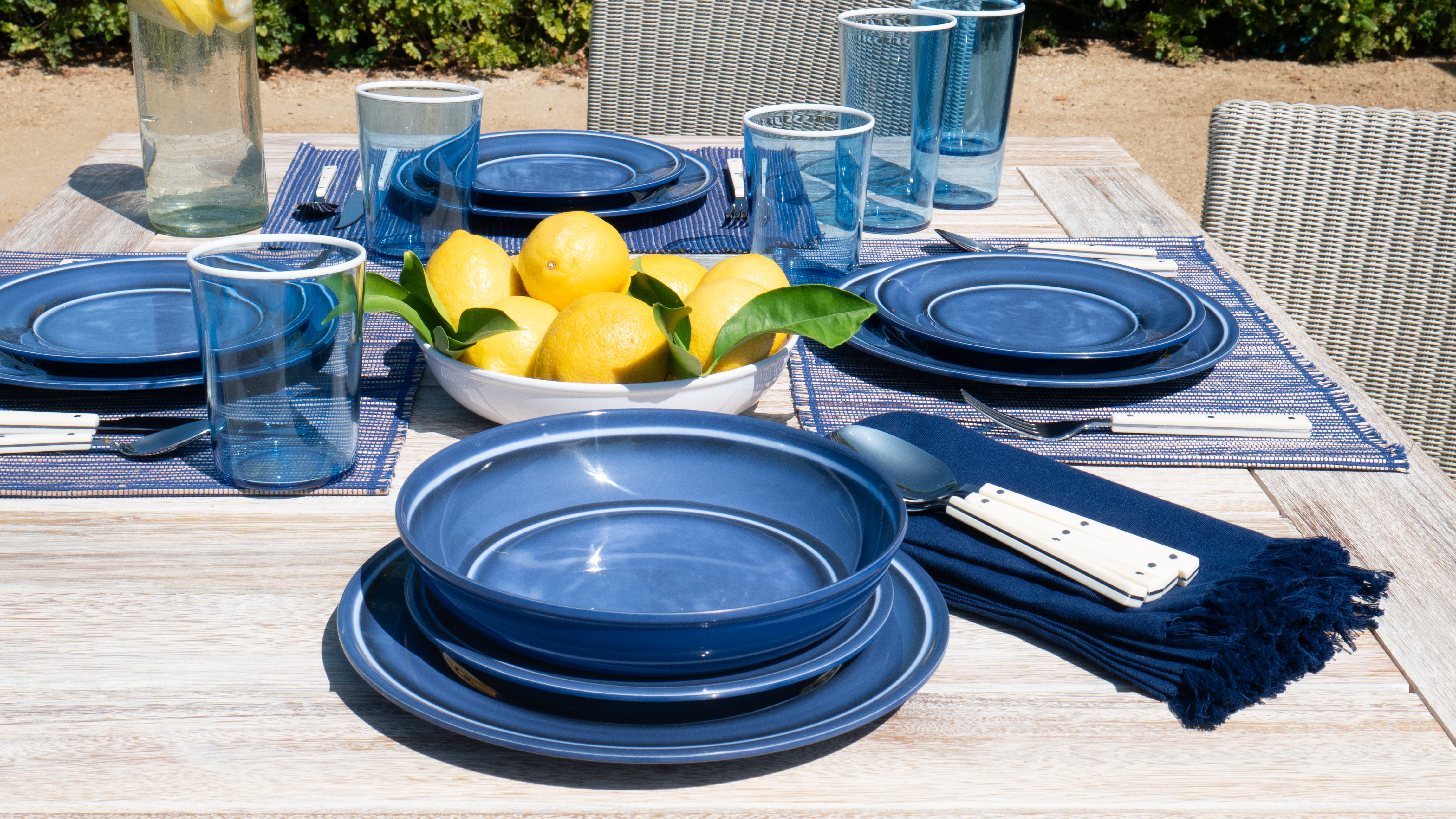 Breakwater Bay Madison 18 Piece Dinnerware set, 6 Dinner Plates, 6 ...