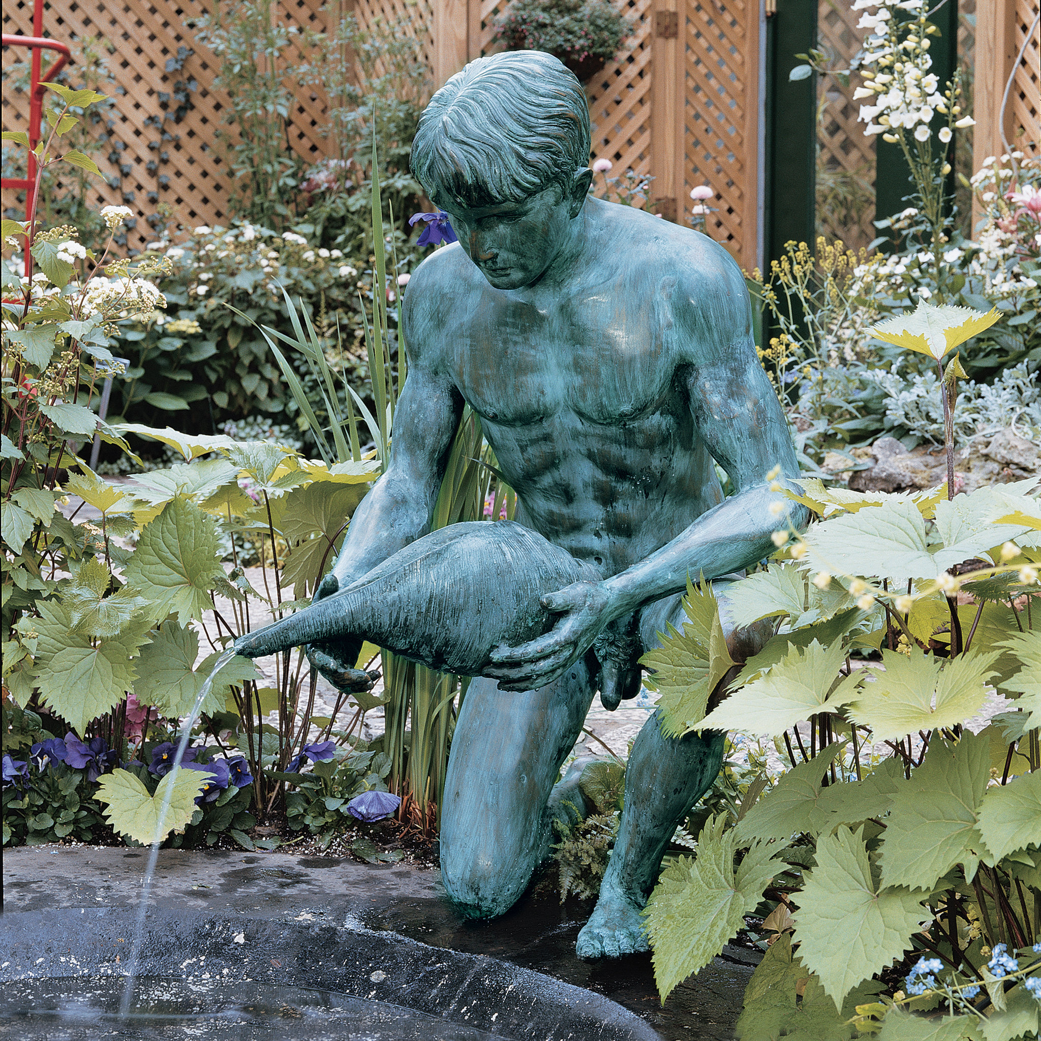 Design Toscano Statue homme avec coquillage - Wayfair Canada