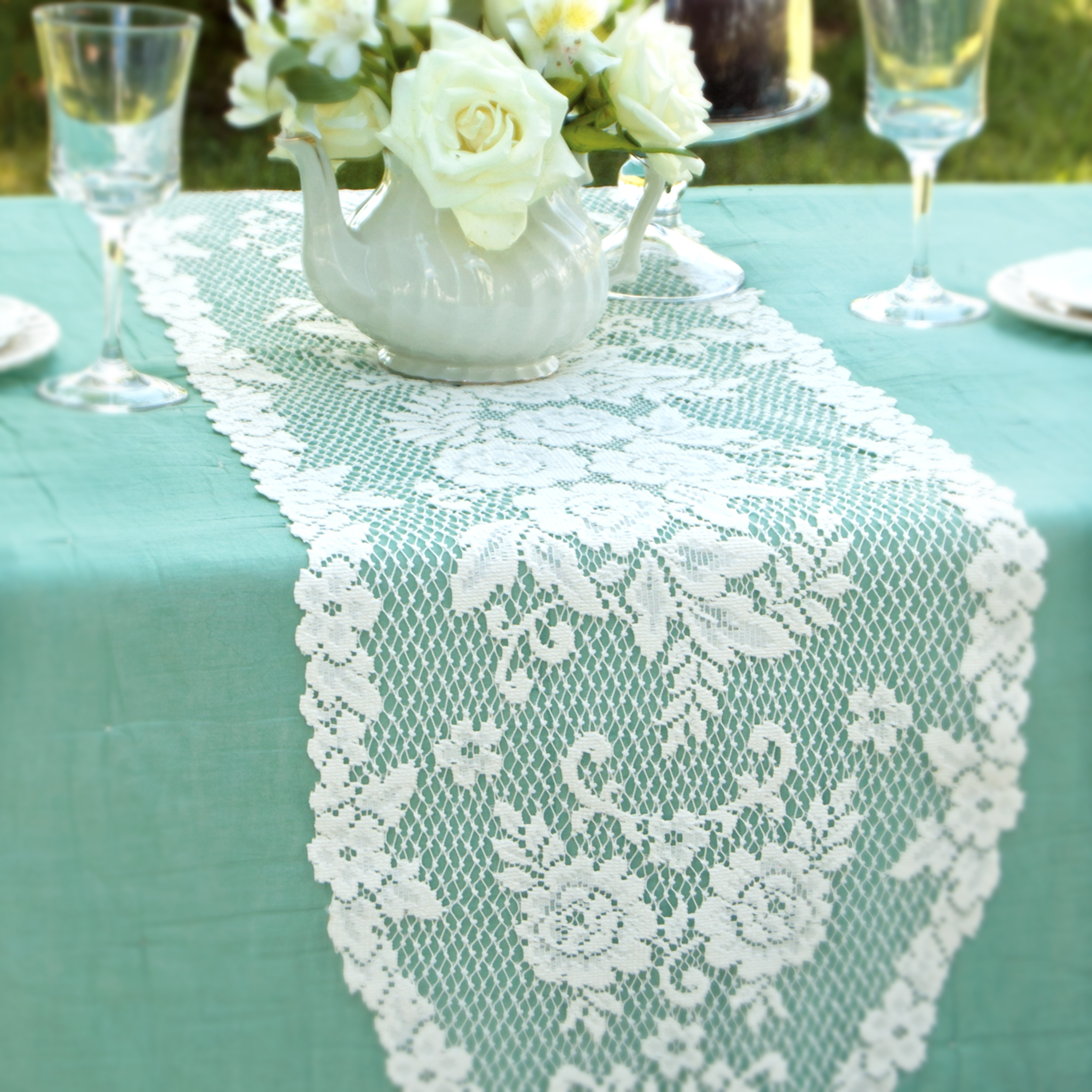 One Allium Way® Billups Floral Oval Table Runner & Reviews | Wayfair
