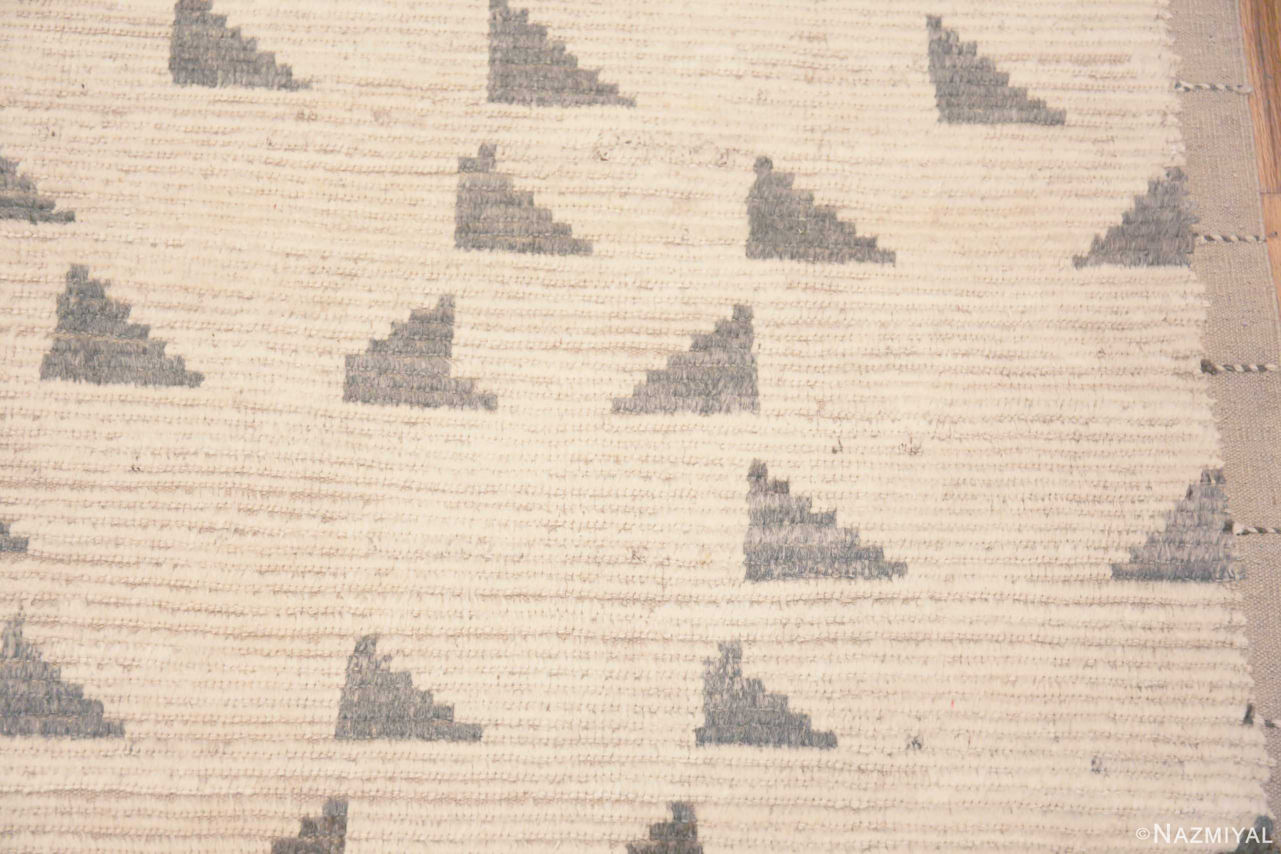 Nazmiyal Collection One-of-a-Kind Cream Geometric Gray Triangle Pattern ...