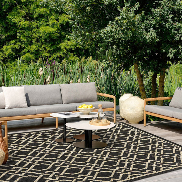 Winston Porter Farsam Machine Washable Geometric Rug | Wayfair