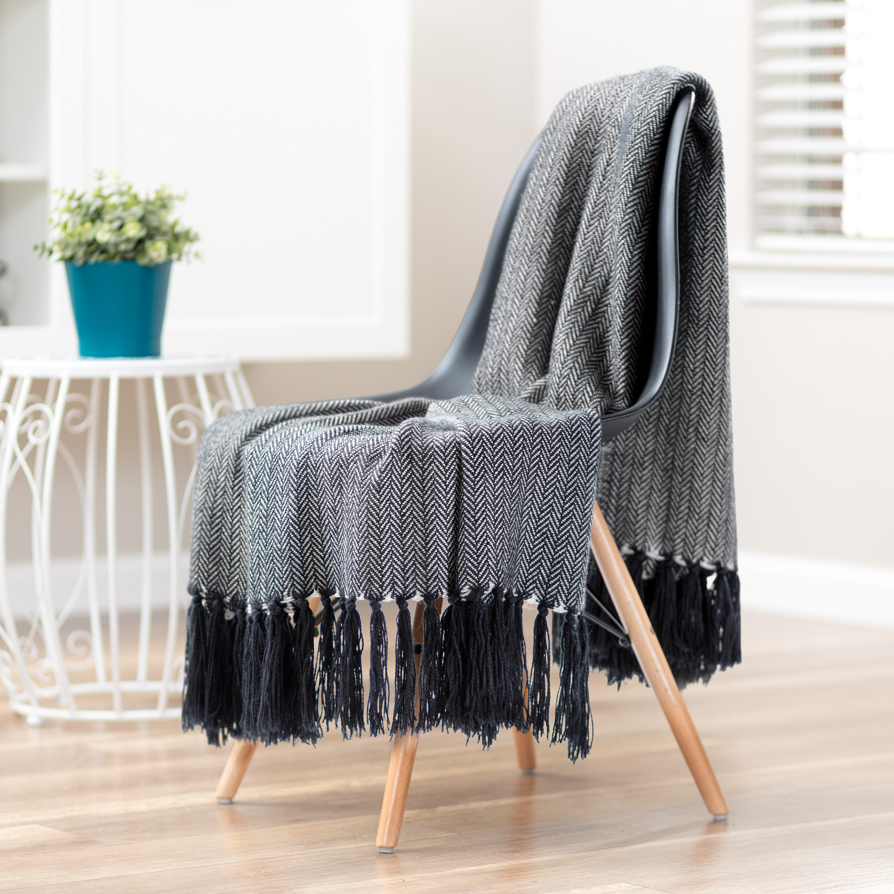 Chanasya Mini Maze Super Soft Throw | Wayfair