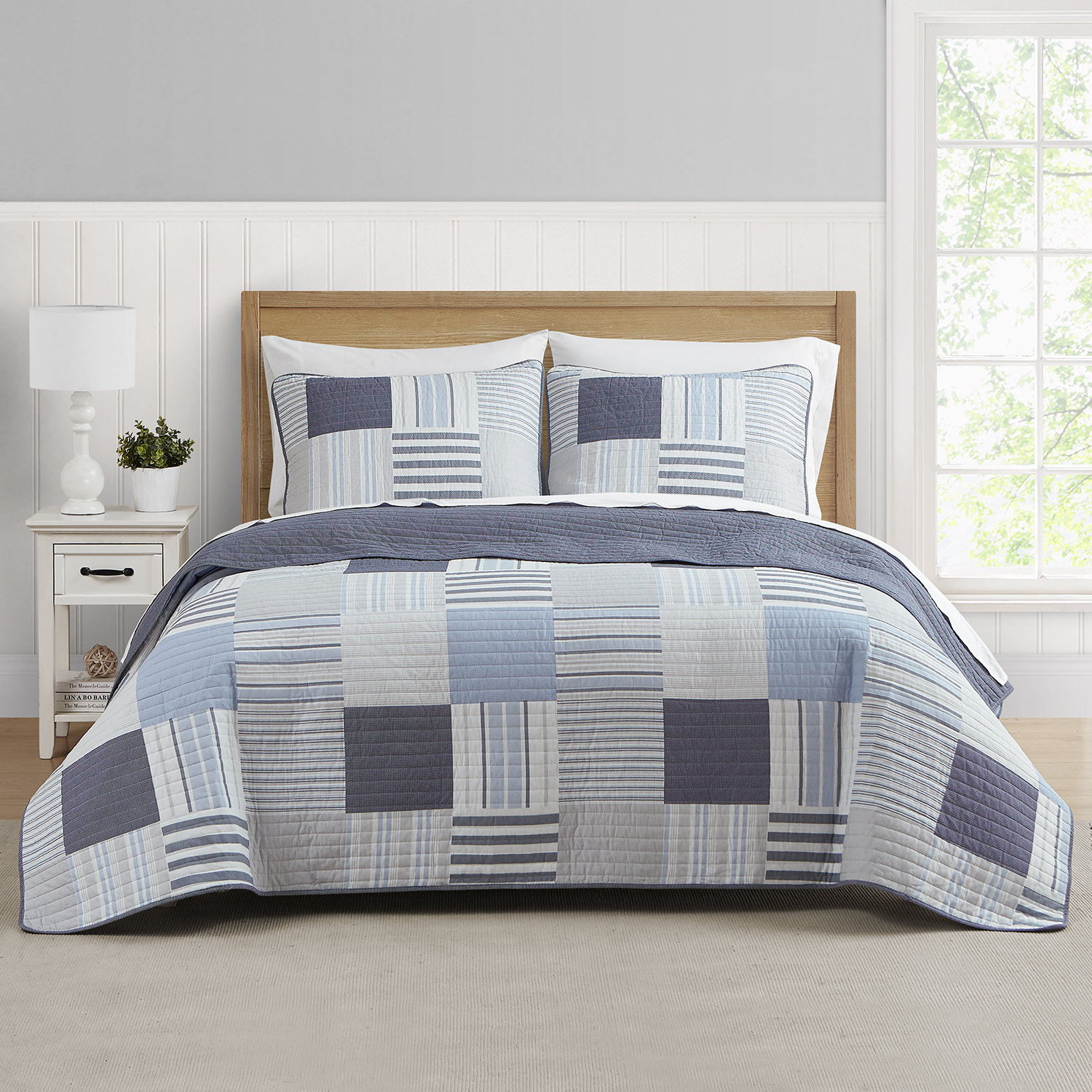 DESIGN STUDIO Lido Patch Blue/Grey All-Season Reversible Cotton Quilt ...